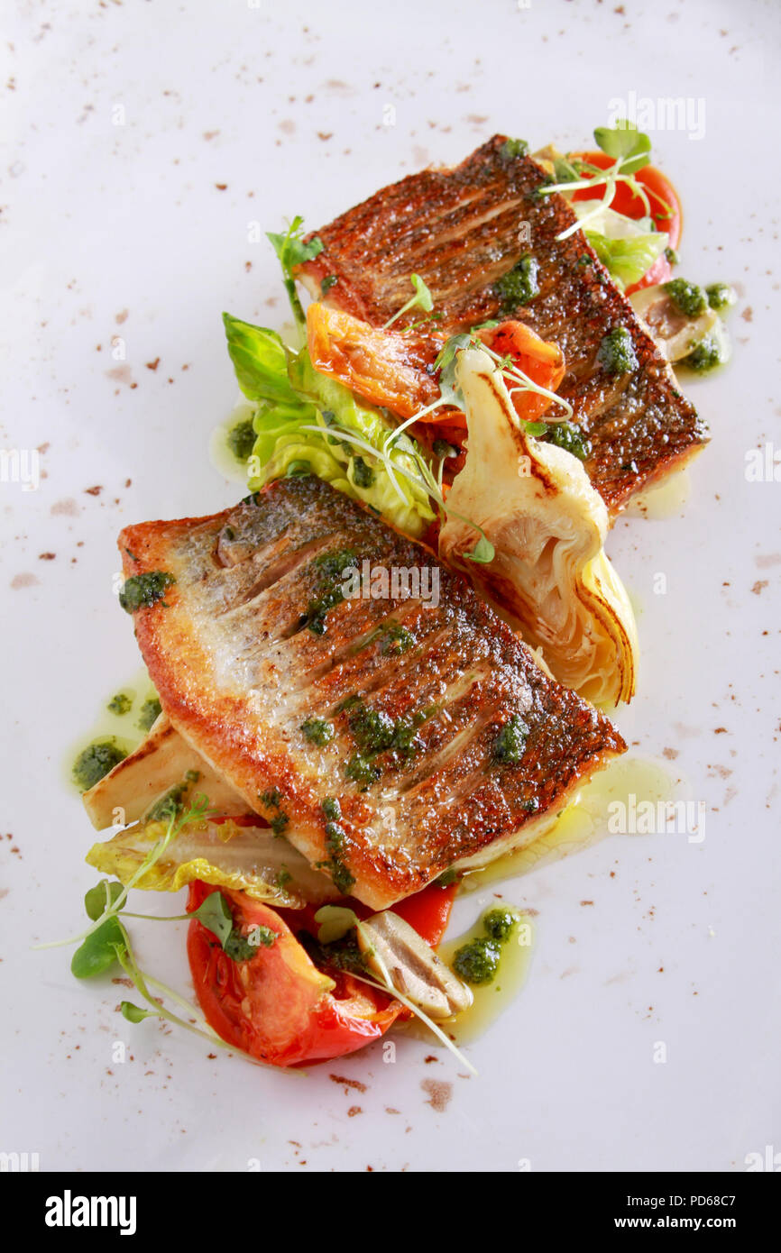 plated fish meal Stock Photo - Alamy