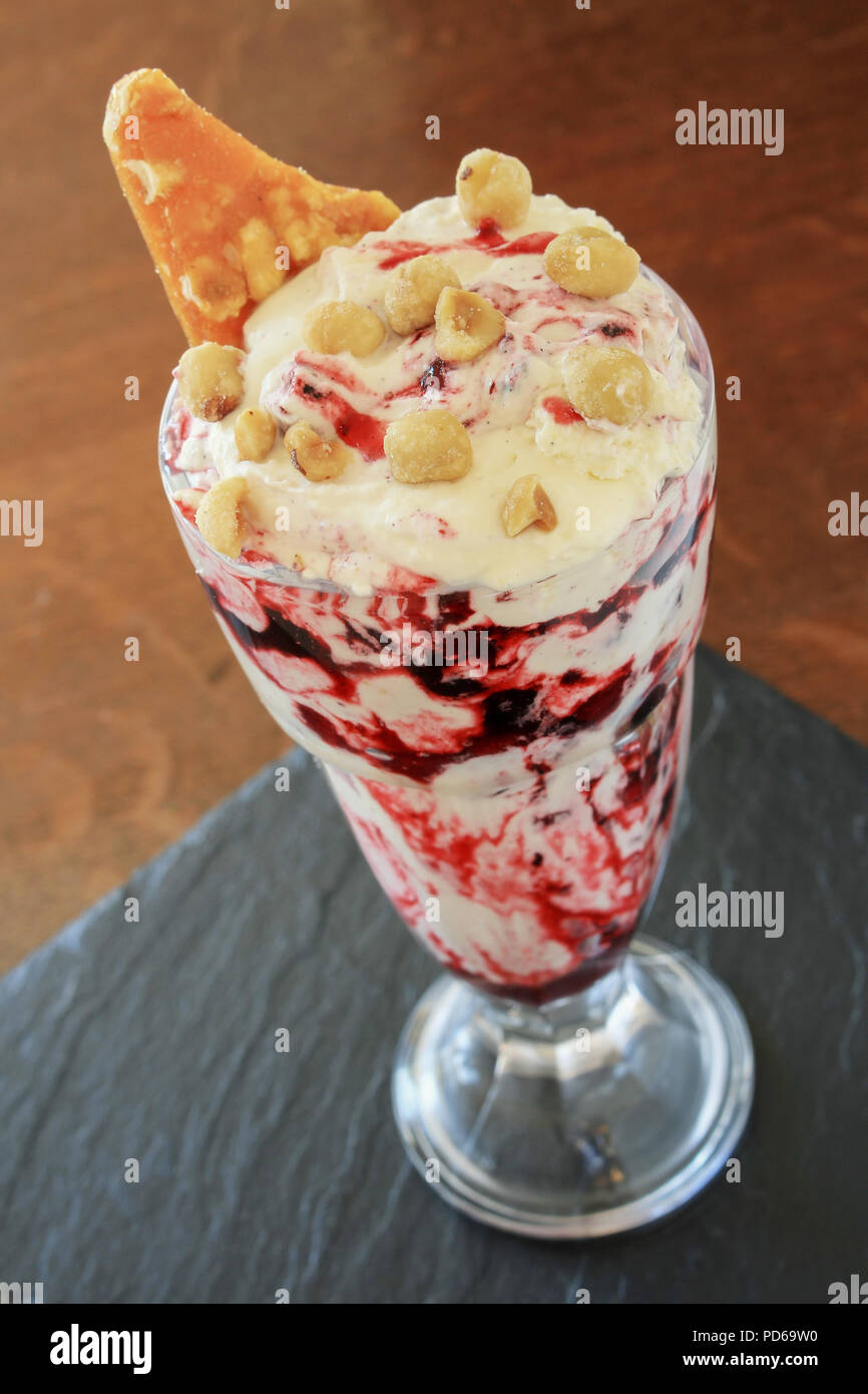 Eaton mess hi-res stock photography and images - Alamy