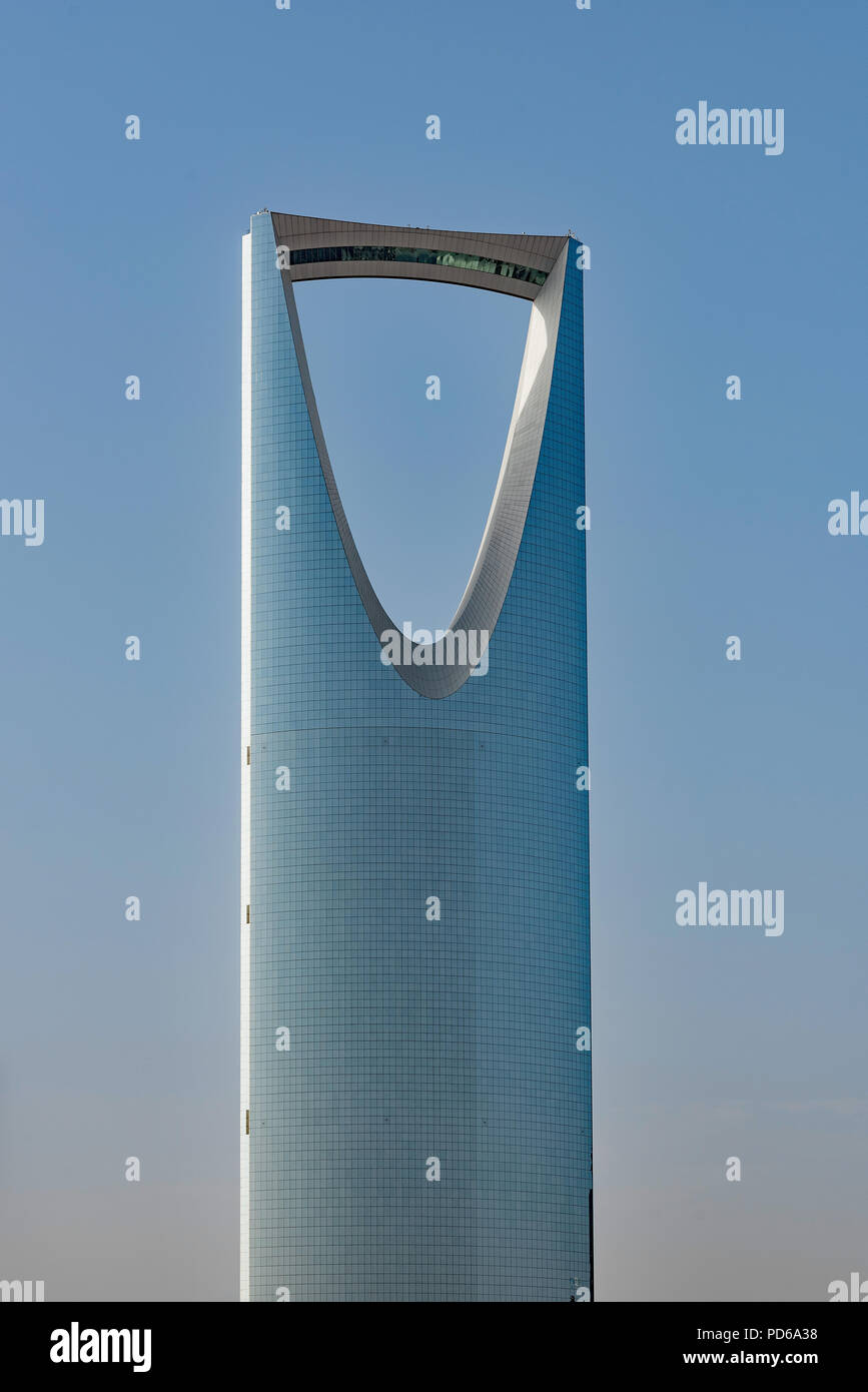 Riyadh saudi arabia building hi-res stock photography and images - Alamy