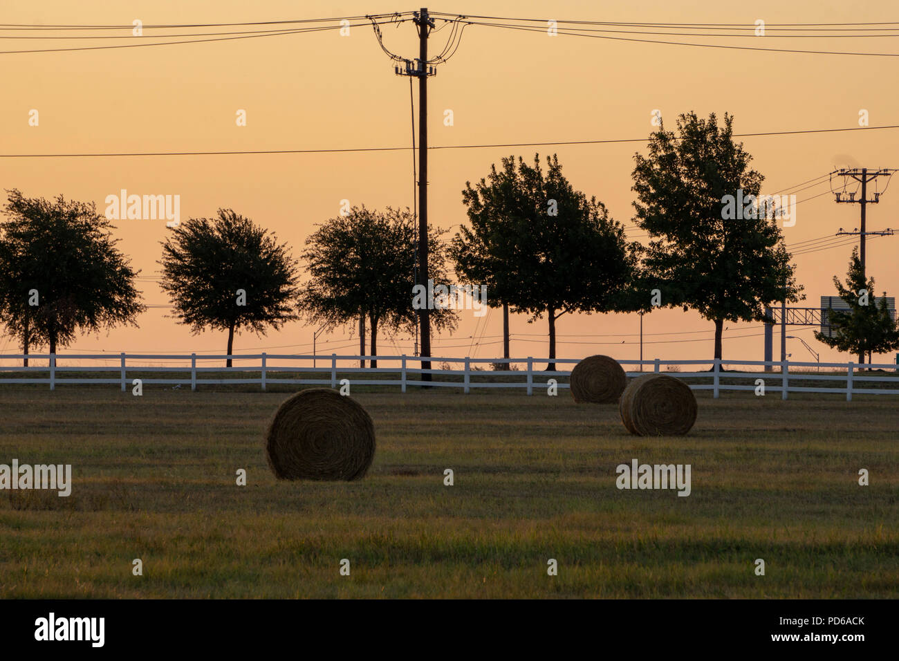 Hay poles hi-res stock photography and images - Alamy