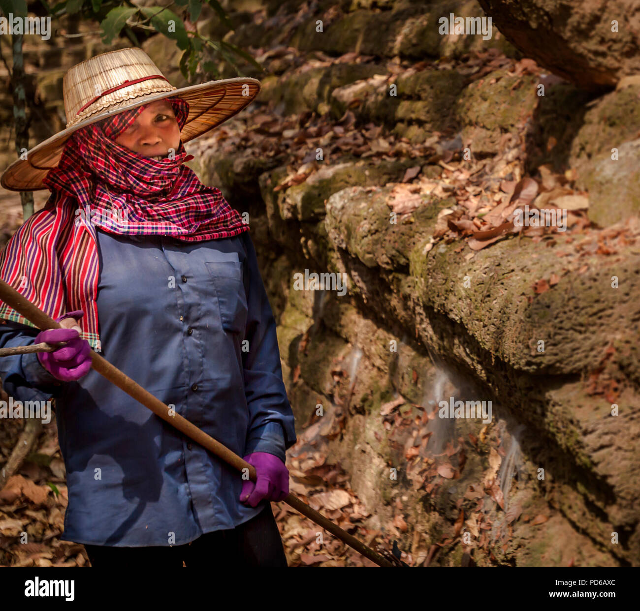 Ta hat hi-res stock photography and images - Alamy