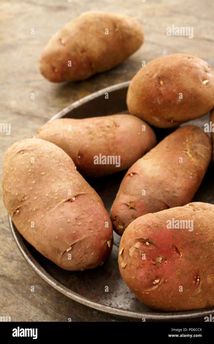 Speciality heritage potatoes hi-res stock photography and images - Alamy