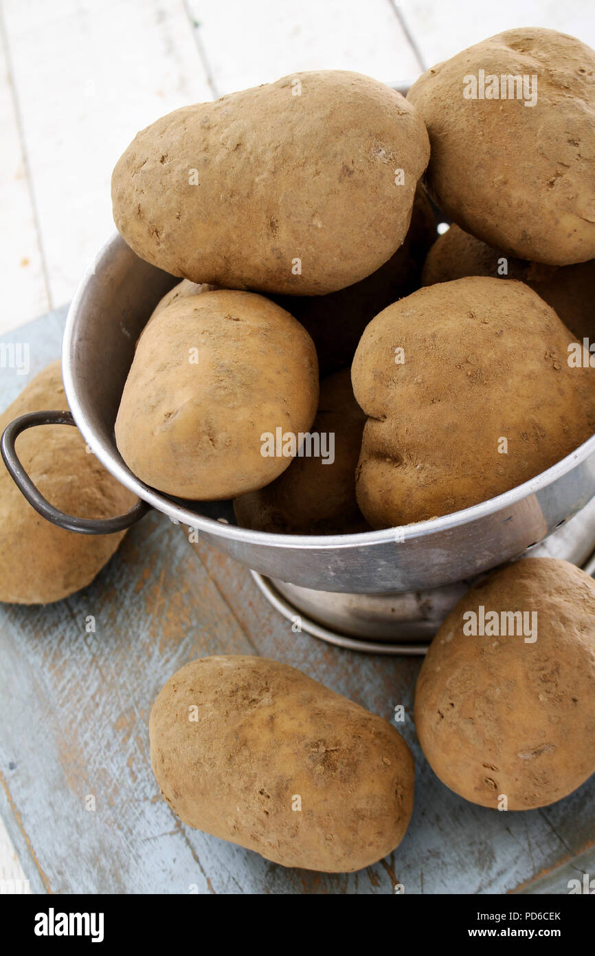preparing fresh potatoes Stock Photo - Alamy