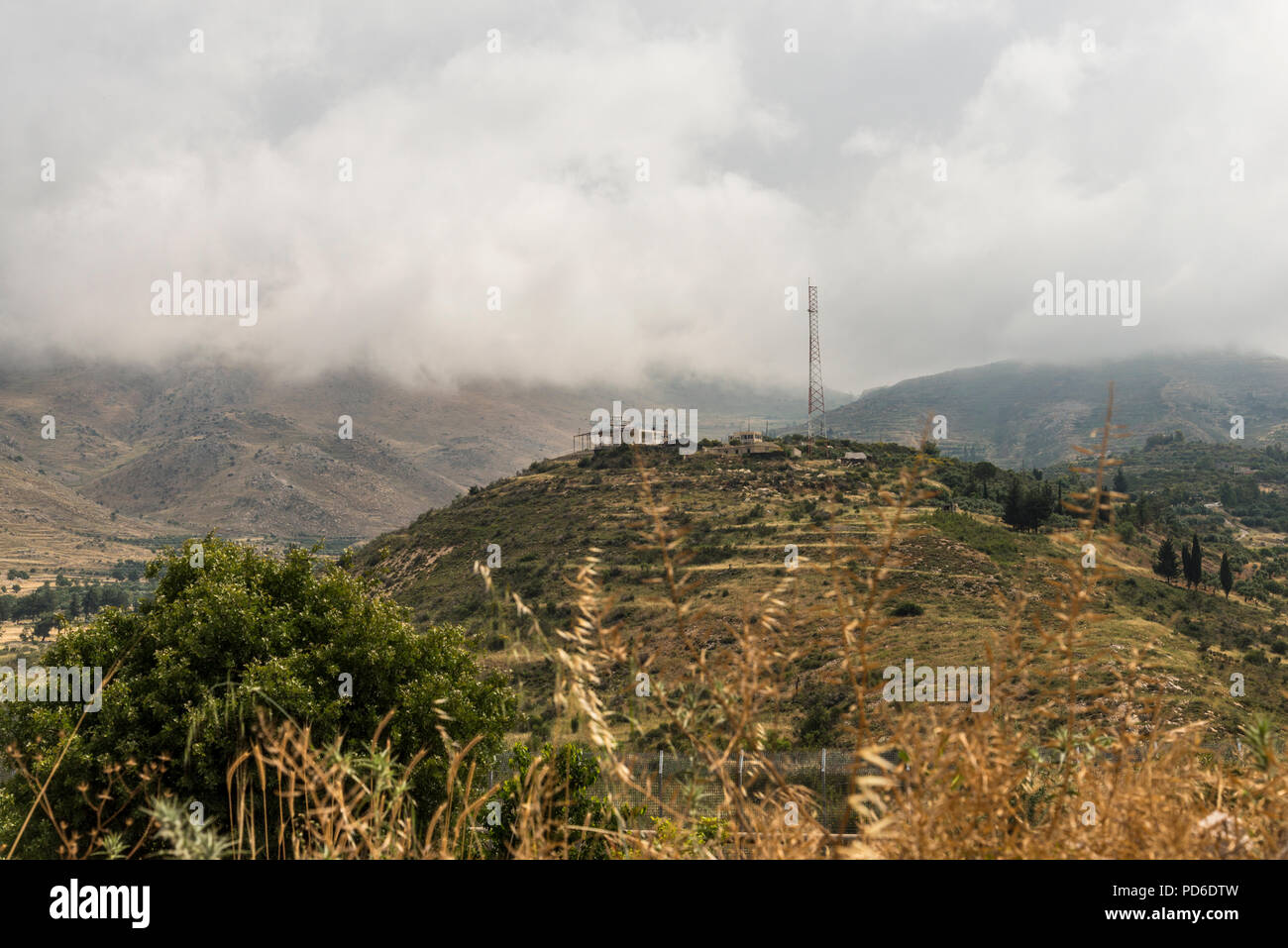 Israel syria border hi-res stock photography and images - Alamy