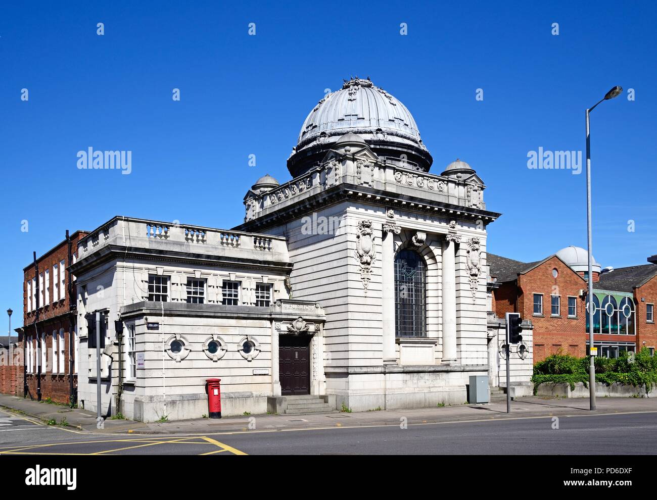 Burton on trent buildings hi-res stock photography and images - Alamy