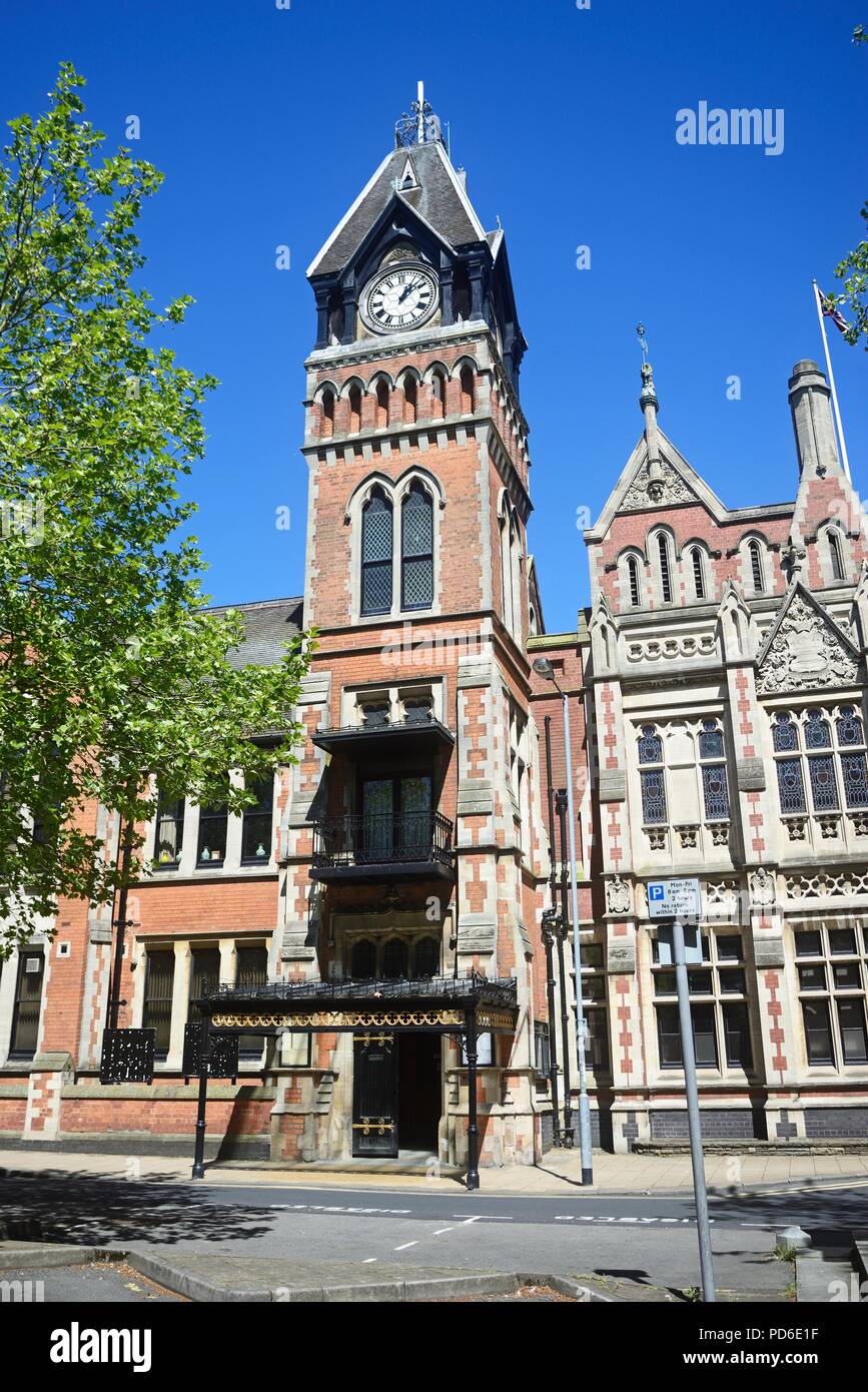 View of the Victorian Town Hall with its decorative clock tower in King ...