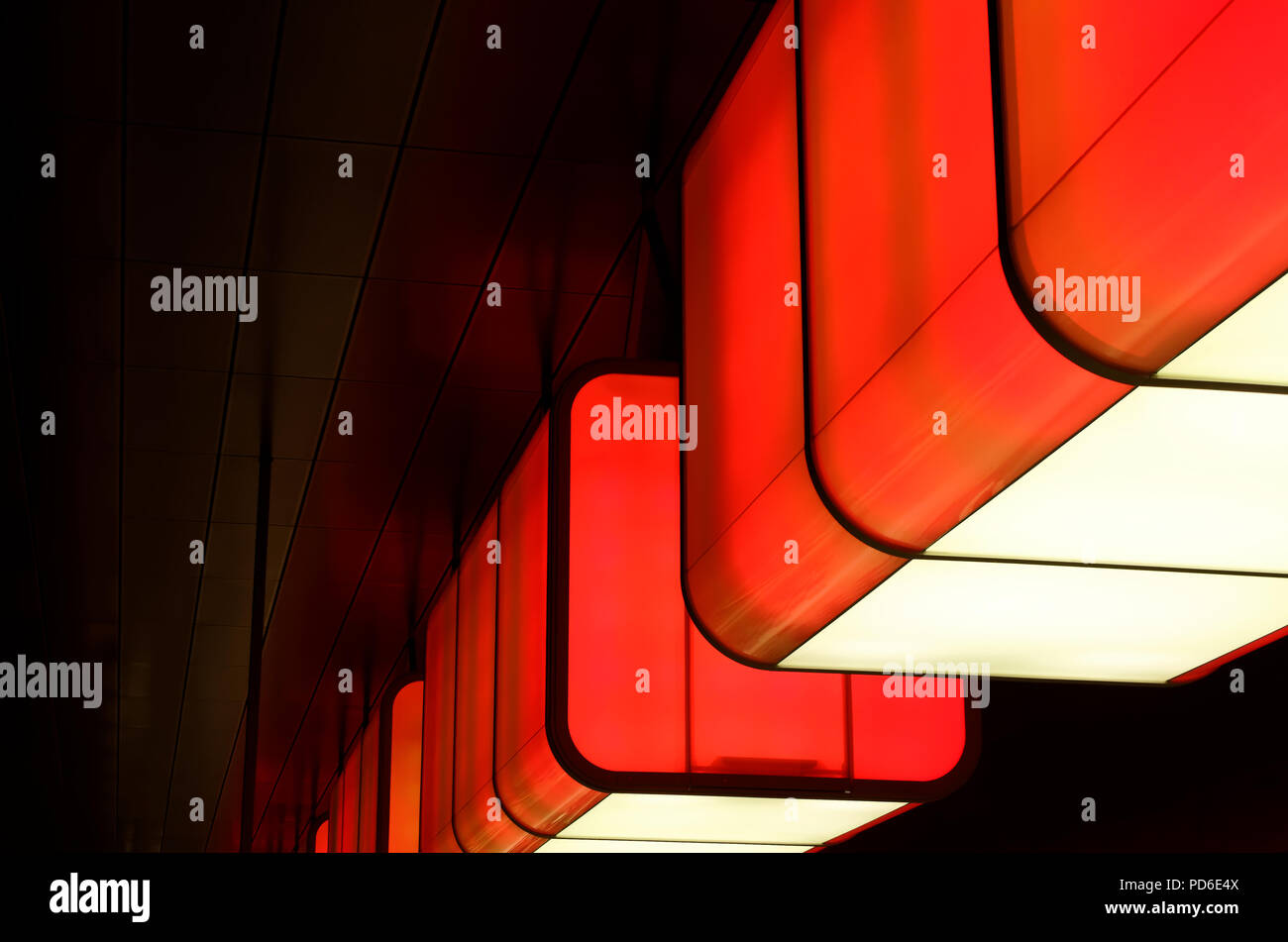 U4 hi-res stock photography and images - Alamy