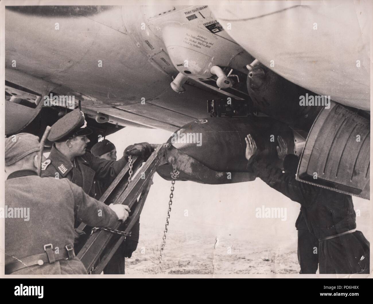 Bomb hoist hi-res stock photography and images - Alamy