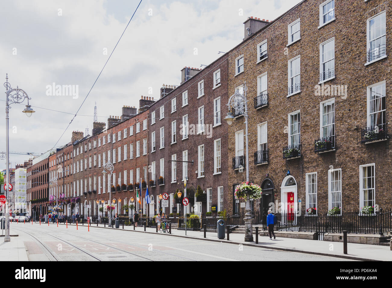 Harcourt street hi-res stock photography and images - Alamy