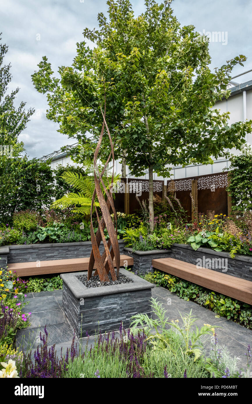 he Square Garden, based on a Diarmund Gavin design, made by Jacob ...