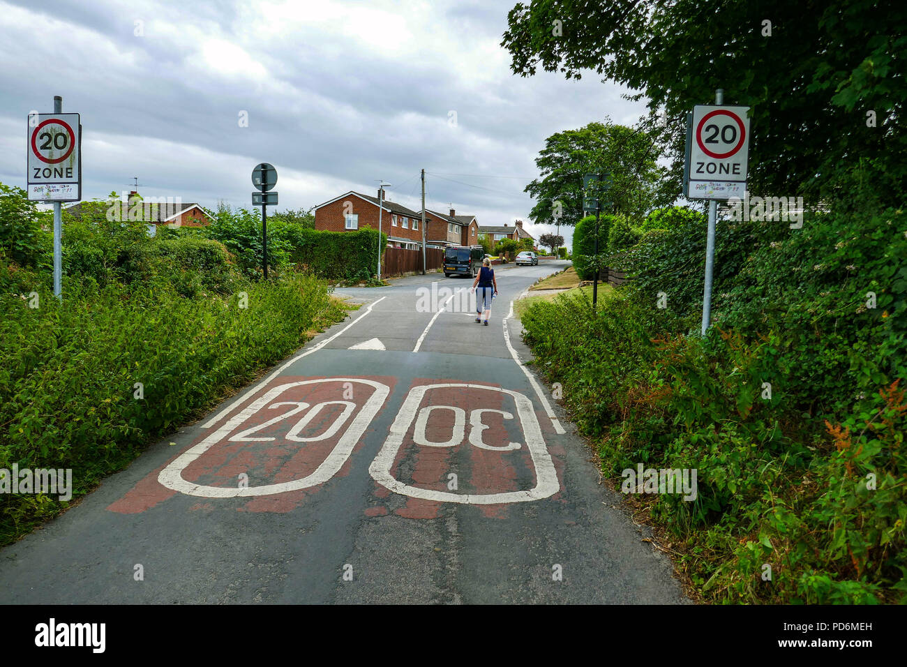 20 and 30mph speed limits, Catterick, North Yorkshire, England, UK ...