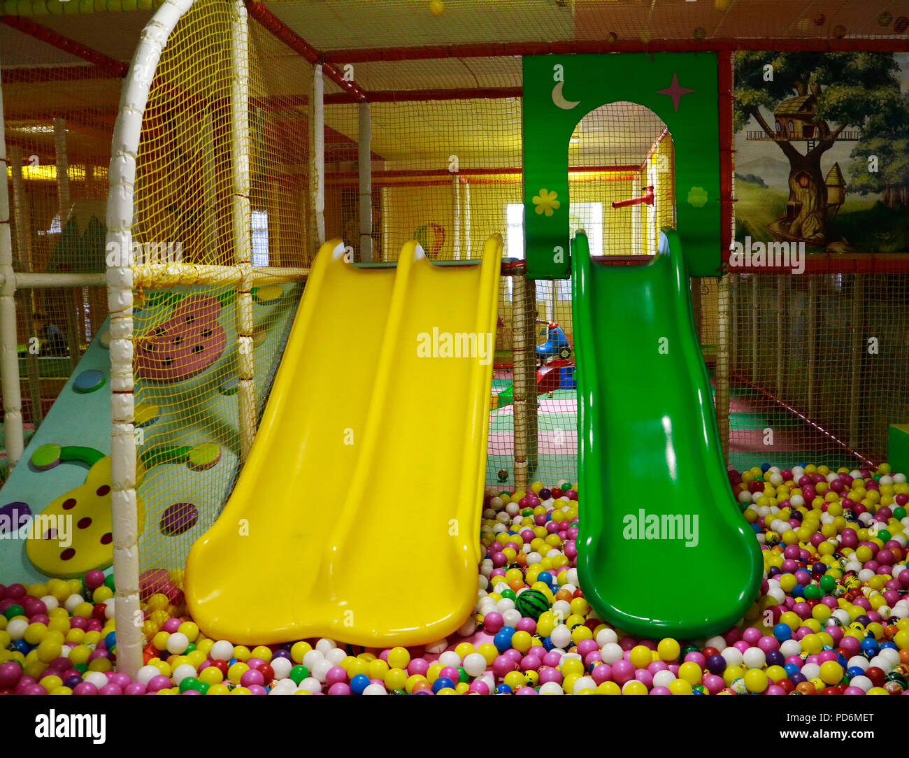 Indoor pool slides hi-res stock photography and images - Alamy