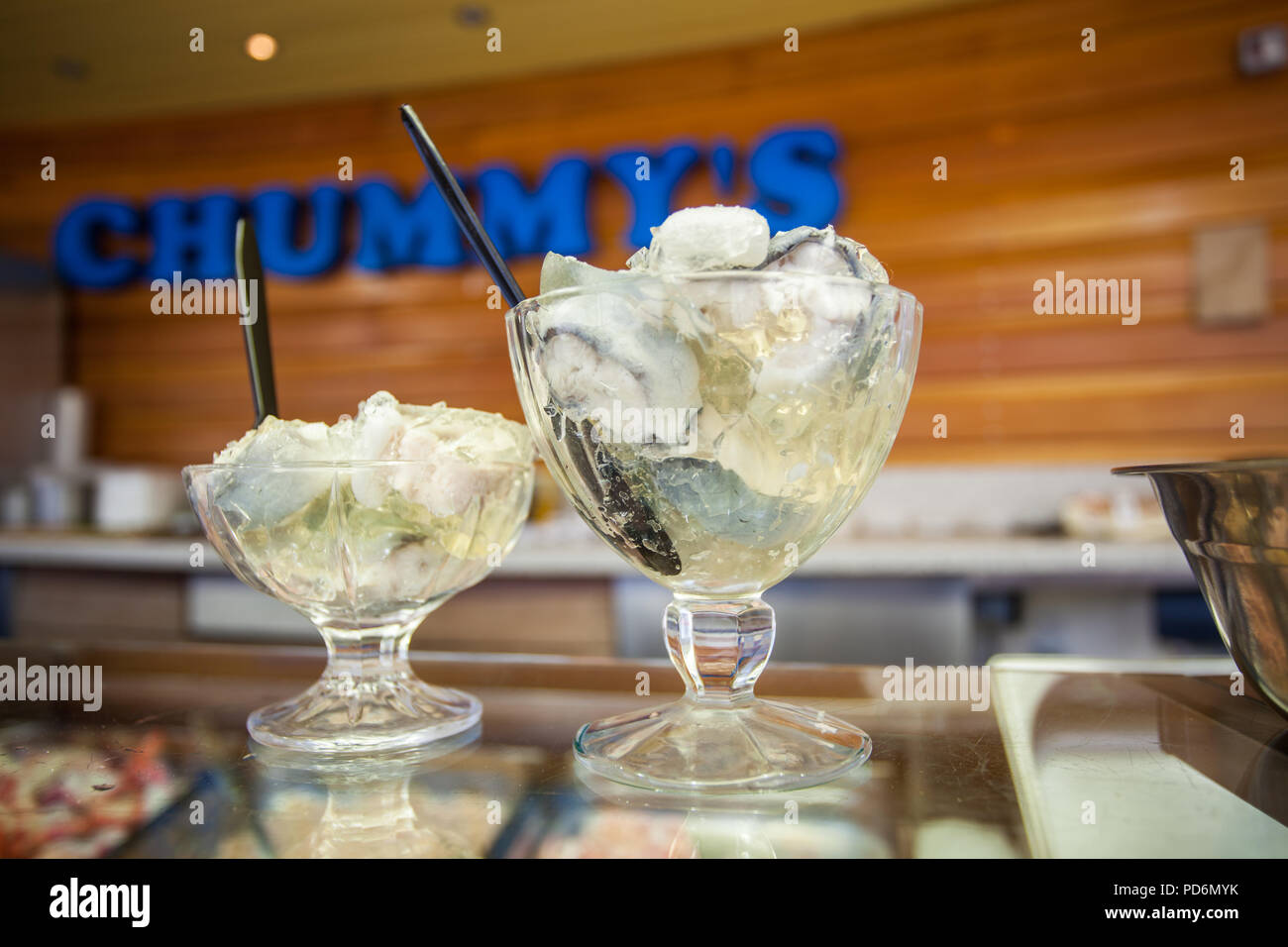 Jellied eels hi-res stock photography and images - Alamy