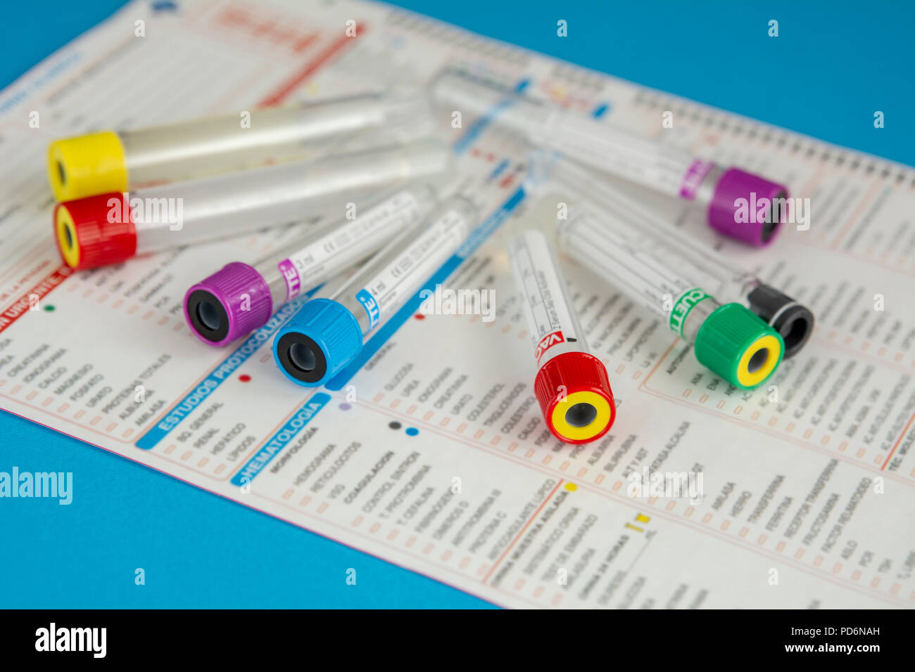 Hematology laboratory technician hi-res stock photography and images ...