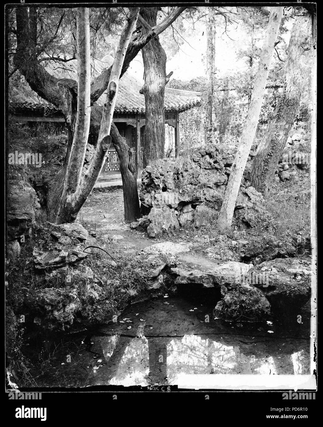 Amoy, China a temple by John Thomson, 1870-1871 Stock Photo - Alamy