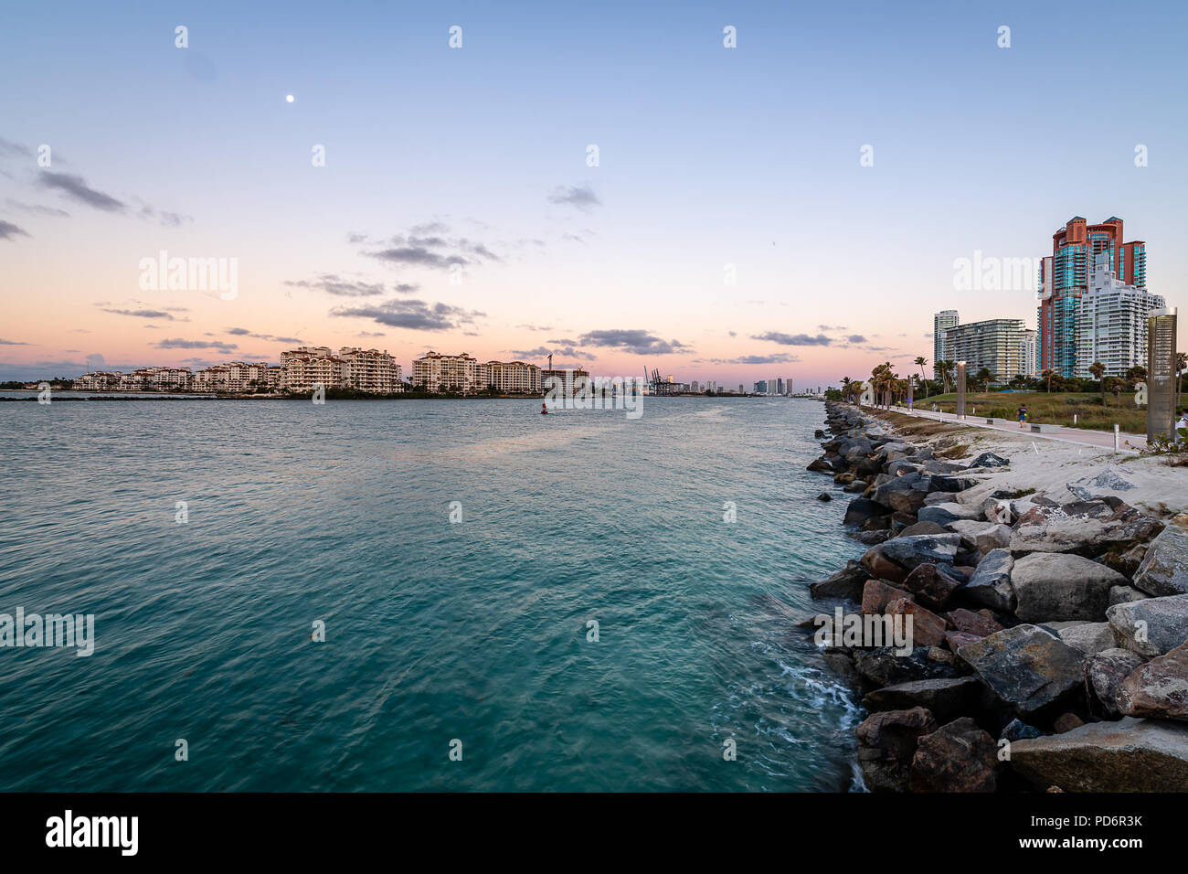 South Pointe Beach Park at Sunrise Stock Photo - Alamy