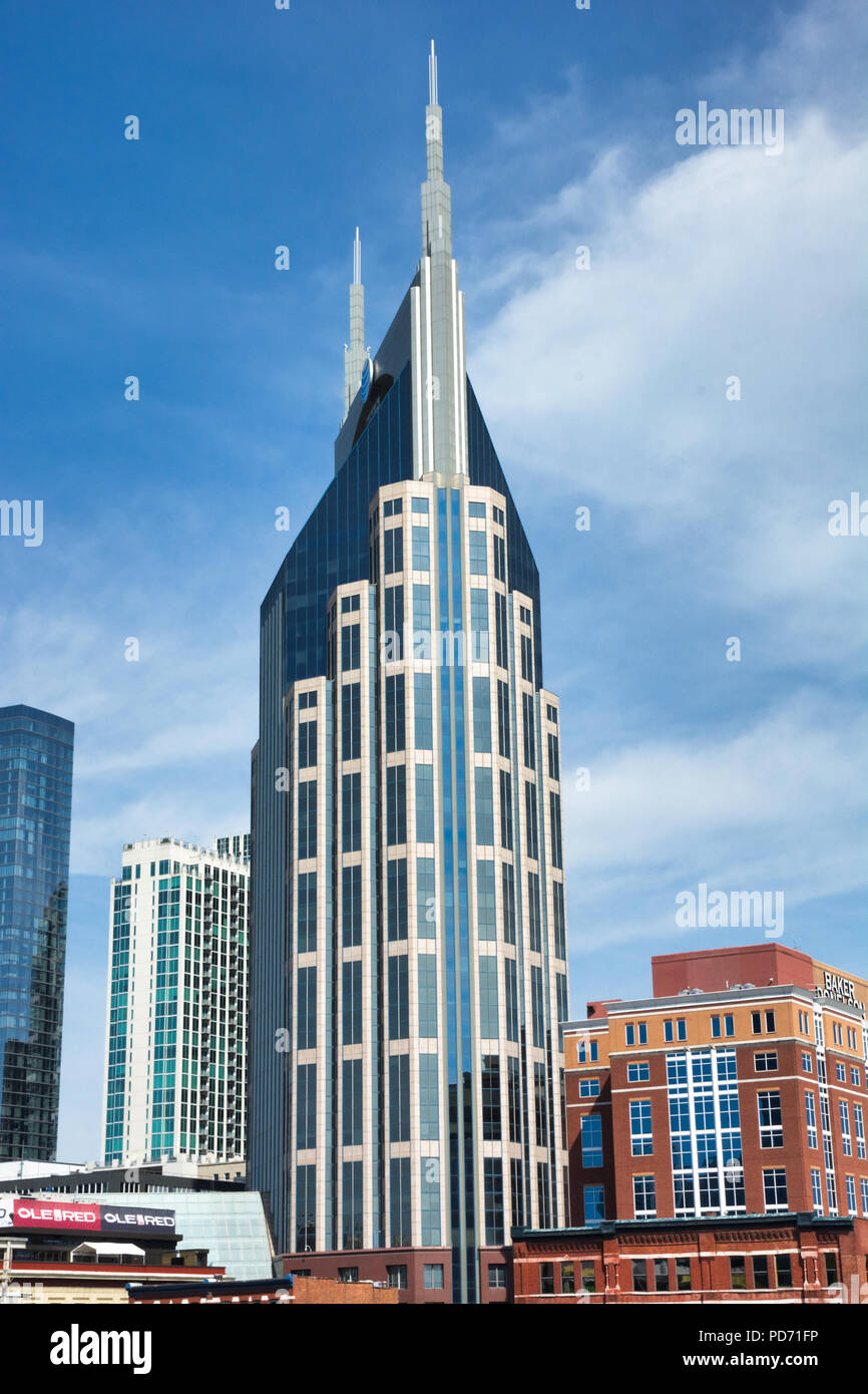 Super Skyline: 'Batman Building' Celebrates 20 Years, 43% OFF