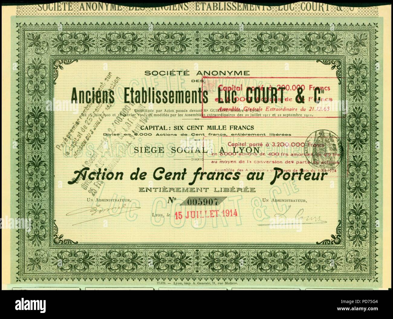 Luc court hi-res stock photography and images - Alamy