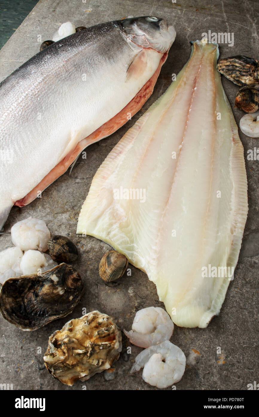 Shellfish selection hi-res stock photography and images - Alamy