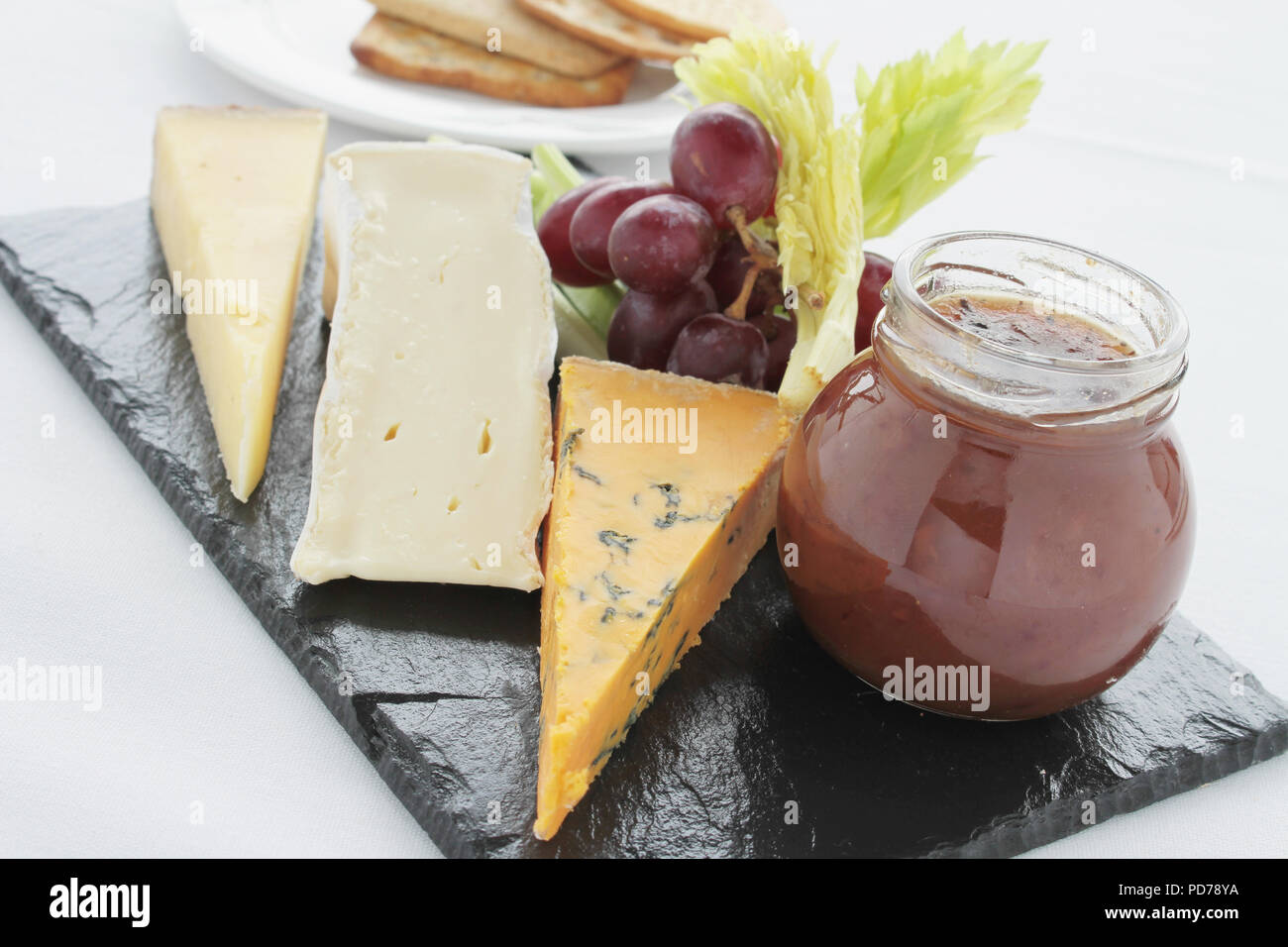 Goats cheese cracker hi-res stock photography and images - Alamy