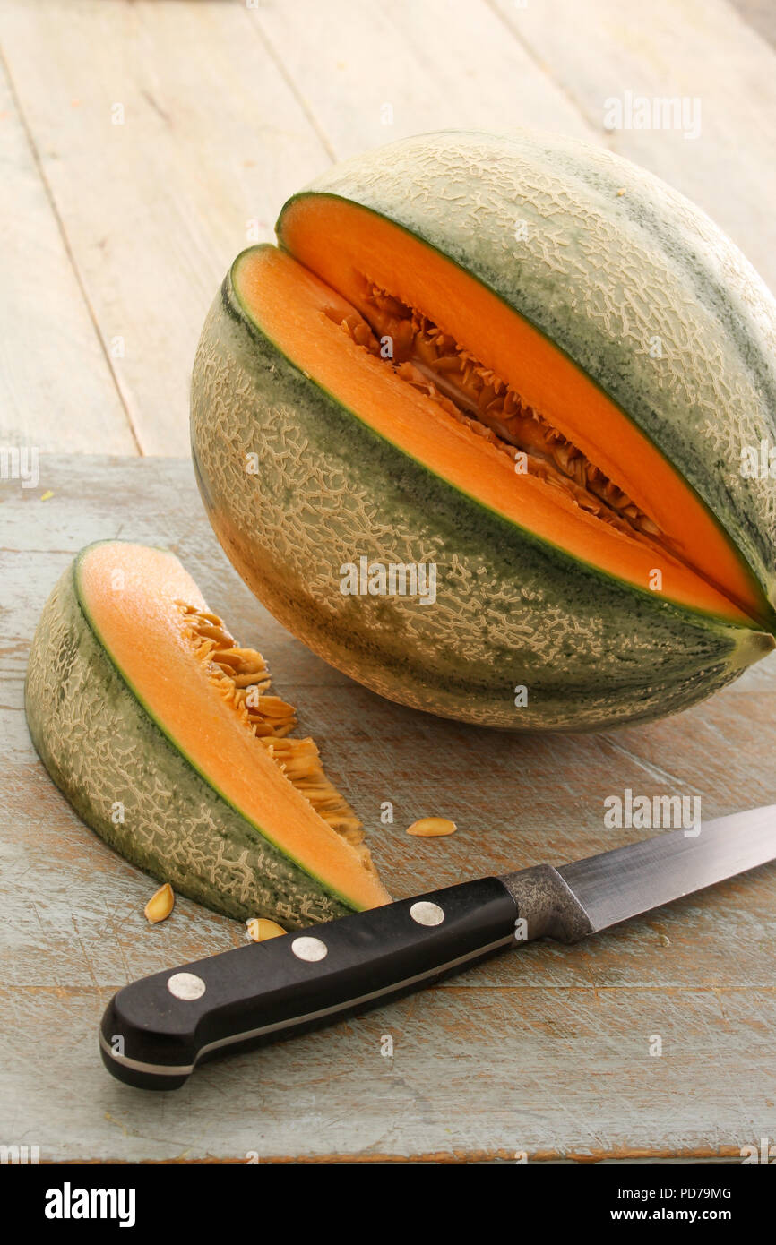 preparing fresh melon Stock Photo - Alamy