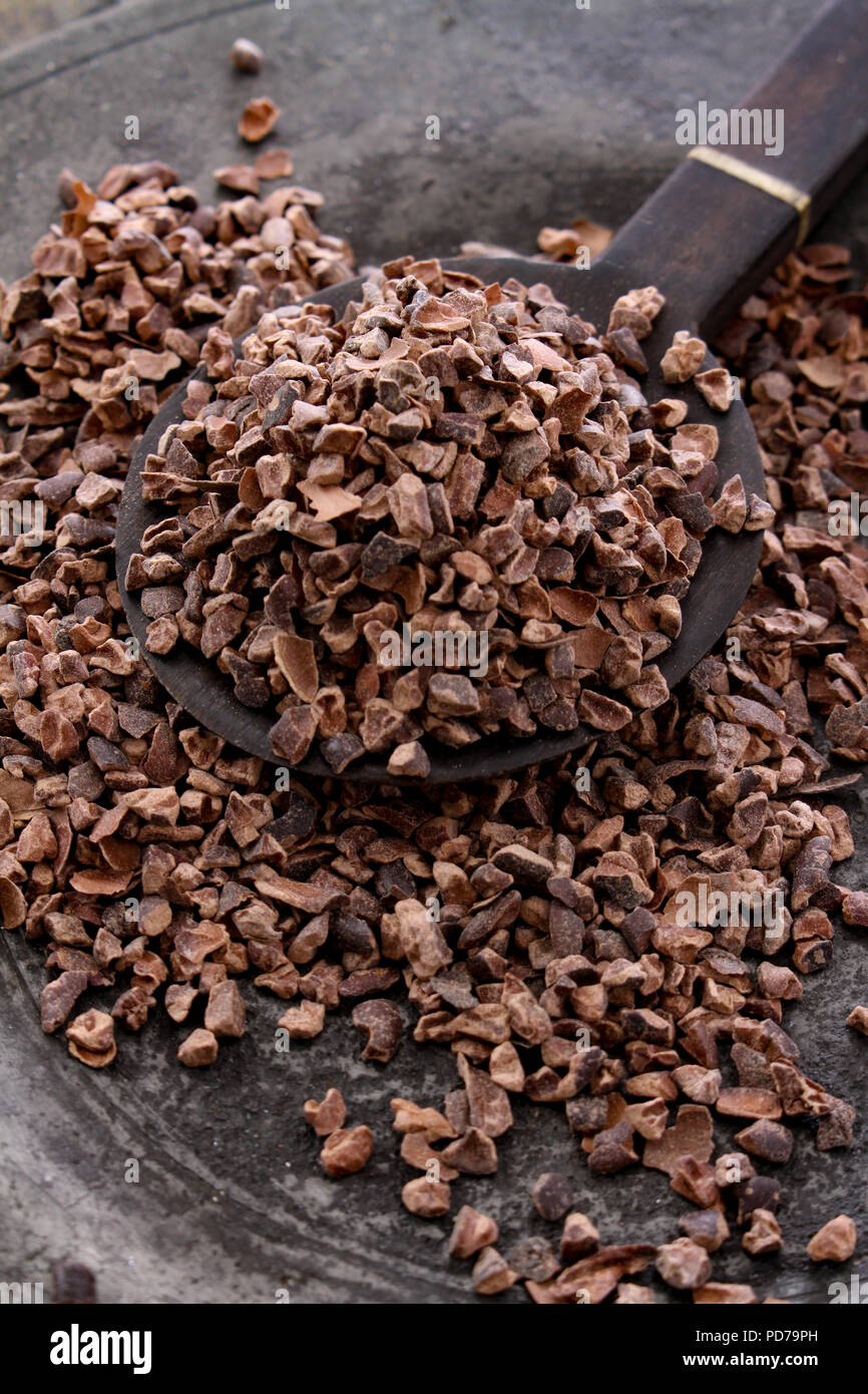 Coco nibs hi-res stock photography and images - Alamy