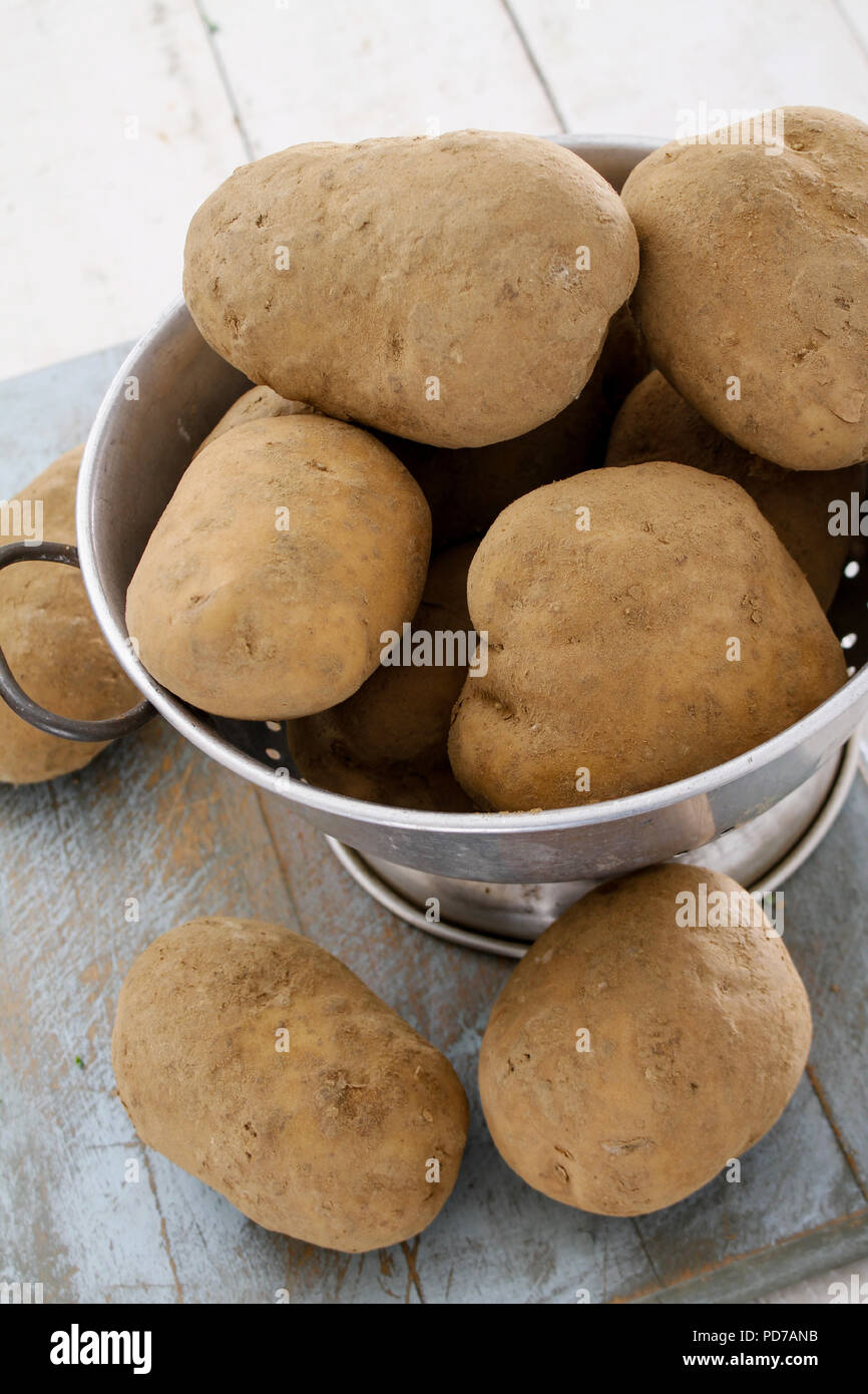 preparing fresh potatoes Stock Photo - Alamy