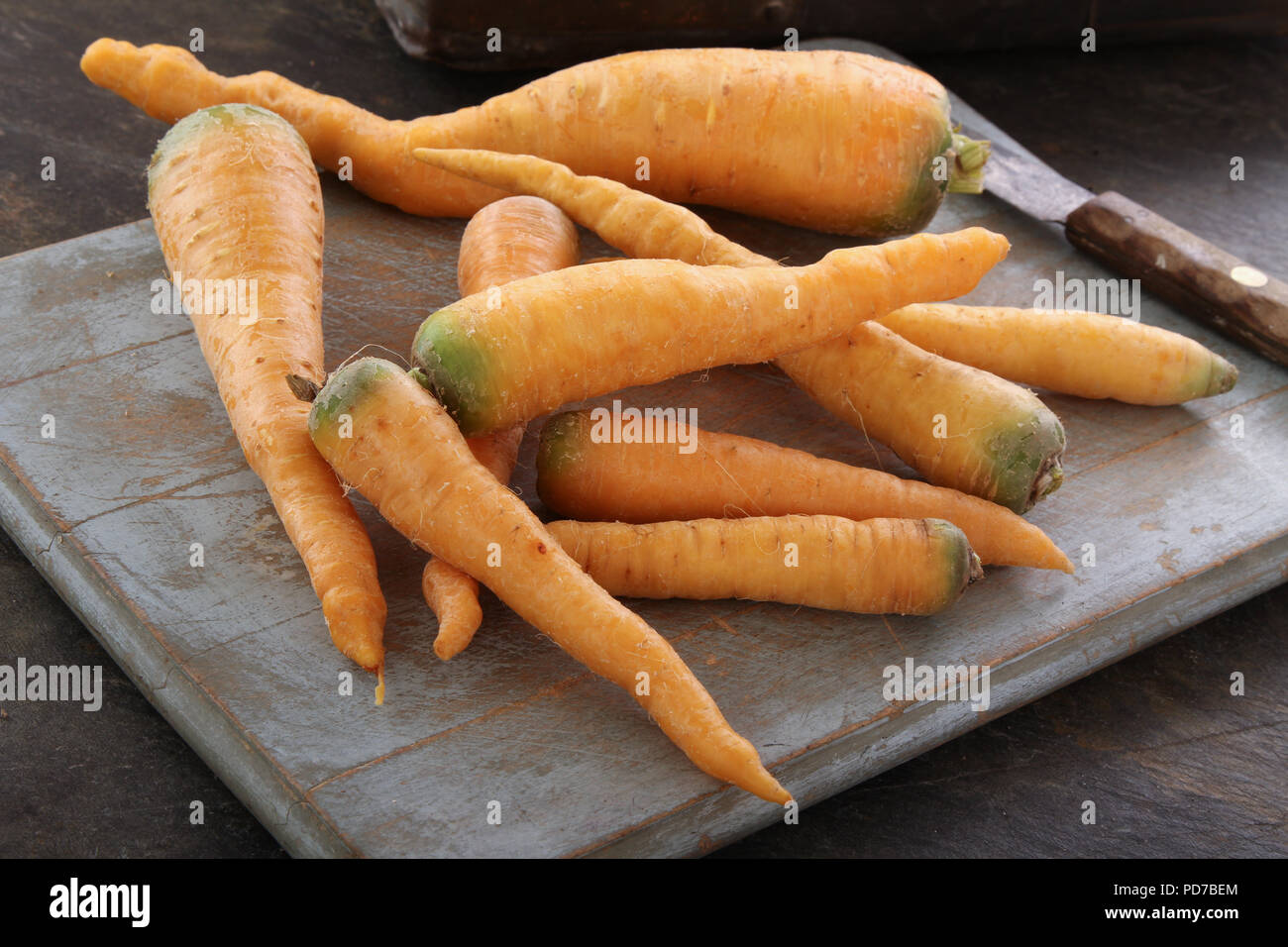 preparing fresh carrots Stock Photo - Alamy