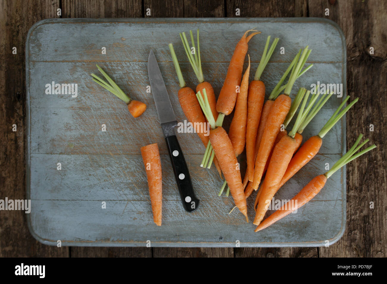 preparing fresh carrots Stock Photo - Alamy