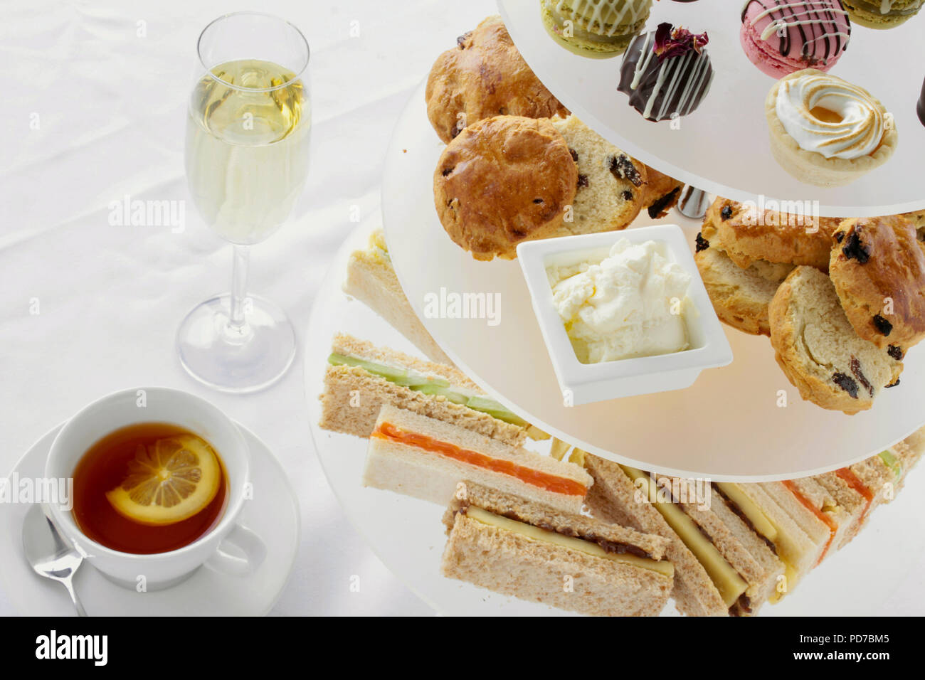 traditional afternoon tea Stock Photo - Alamy