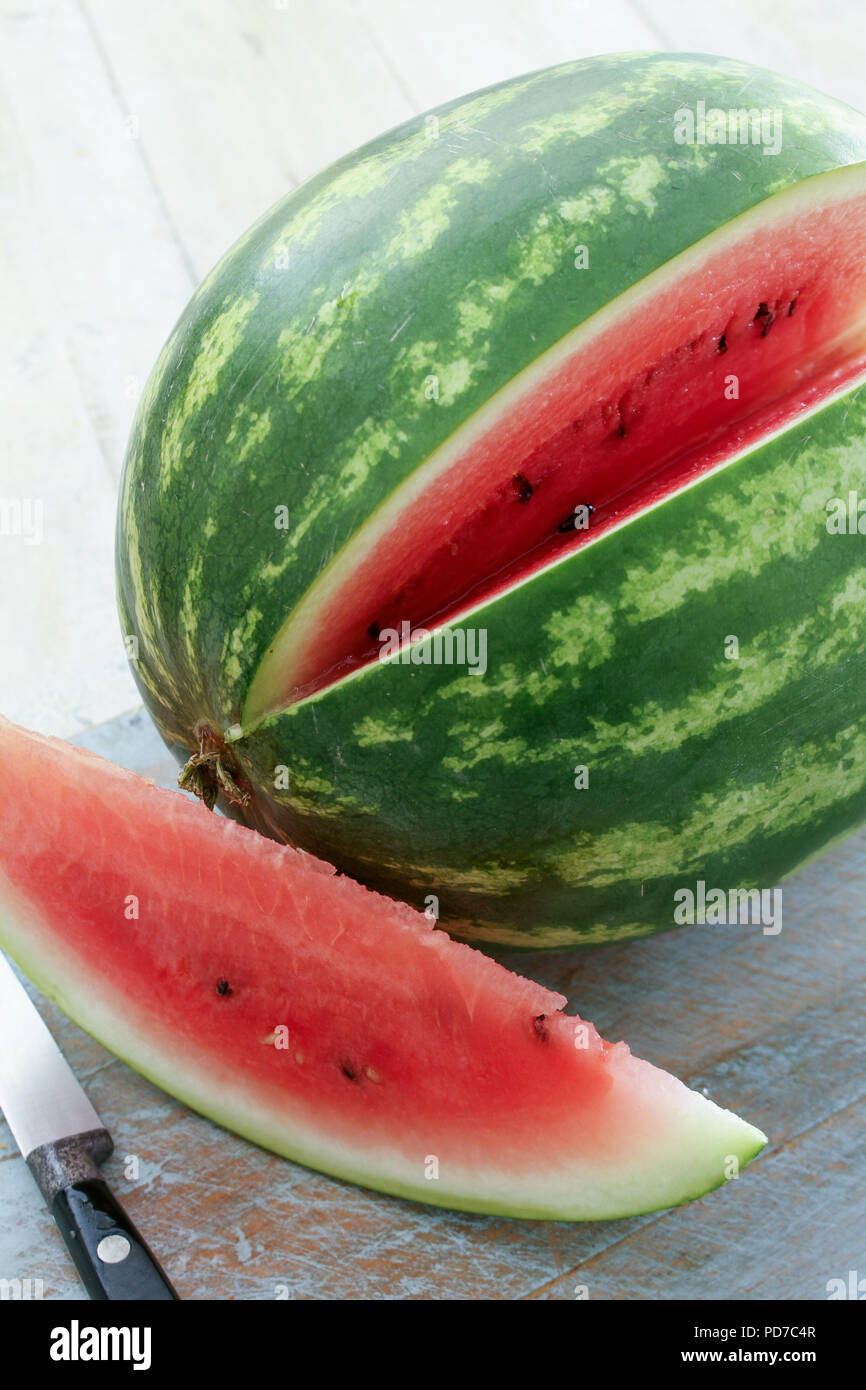 preparing fresh melon Stock Photo - Alamy