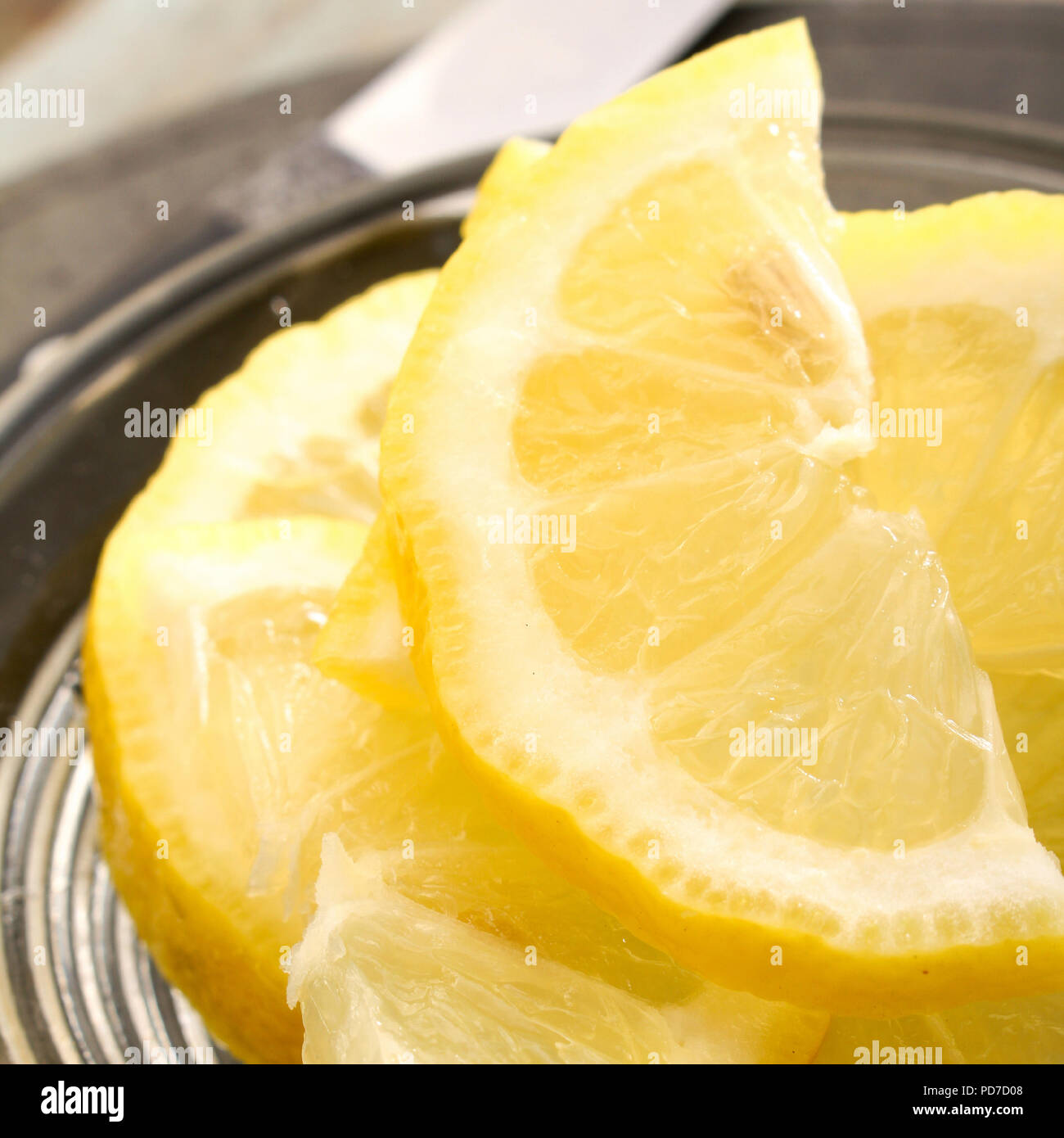 preparing fresh lemons Stock Photo - Alamy