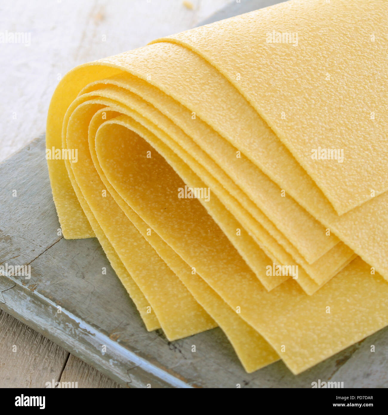Flat pasta sheets hi-res stock photography and images - Alamy