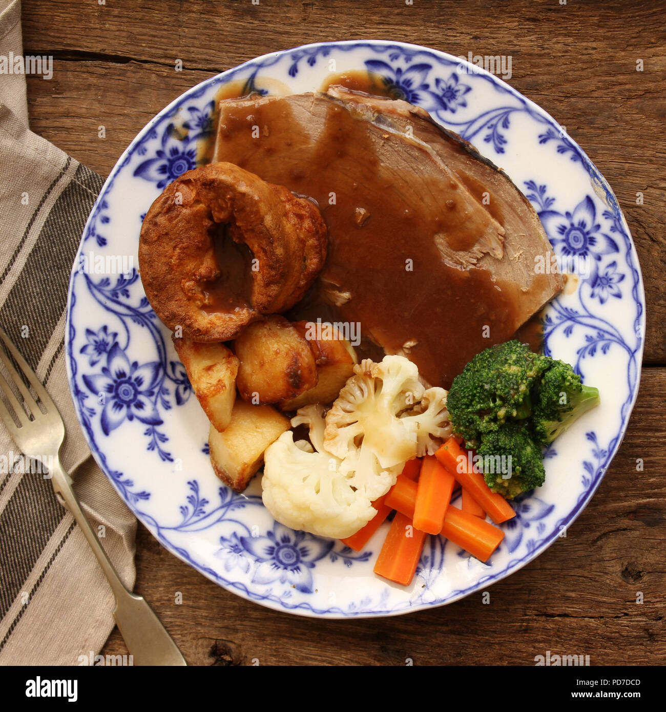 tradional roast beef dinner Stock Photo - Alamy