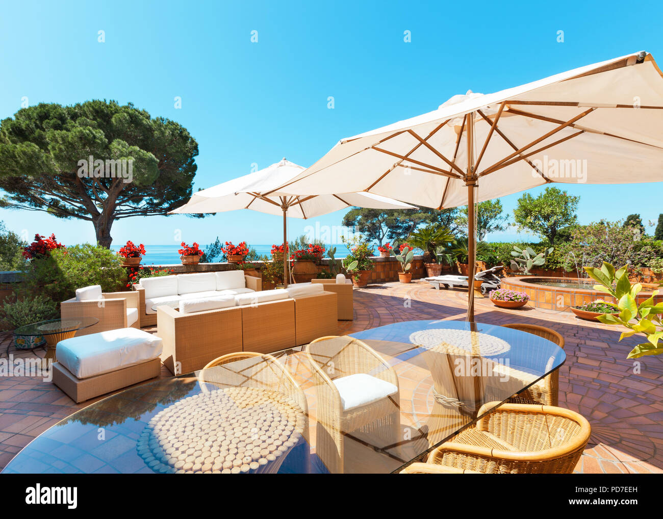 Luxury lifestyle terrace hi-res stock photography and images - Alamy