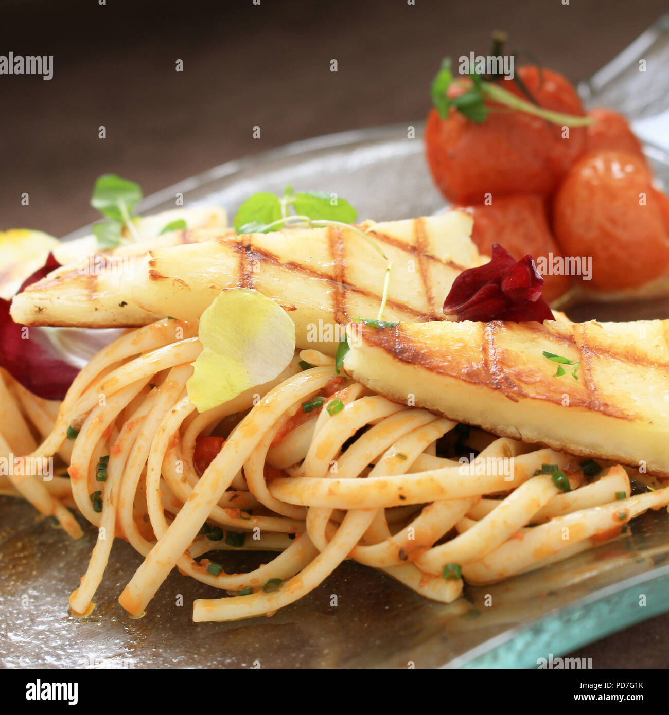 Plated pasta main hi-res stock photography and images - Alamy