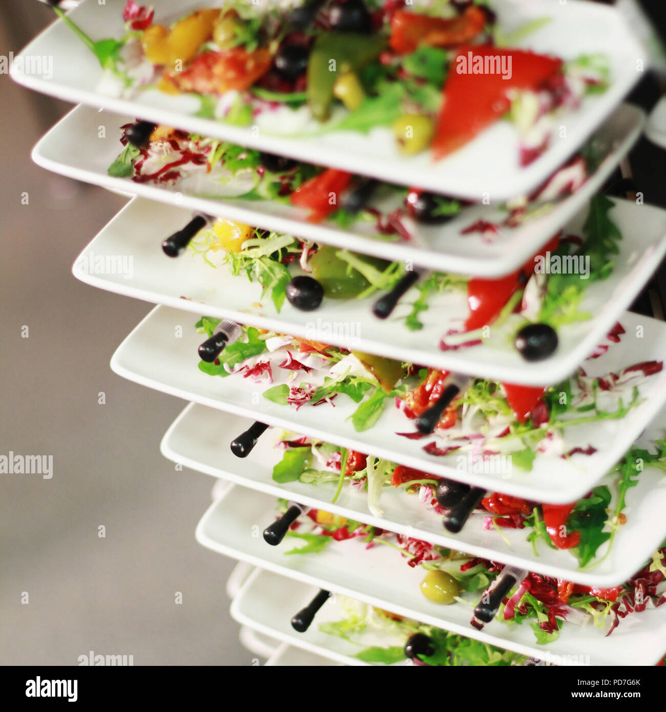 preparing salads in kitchen Stock Photo - Alamy