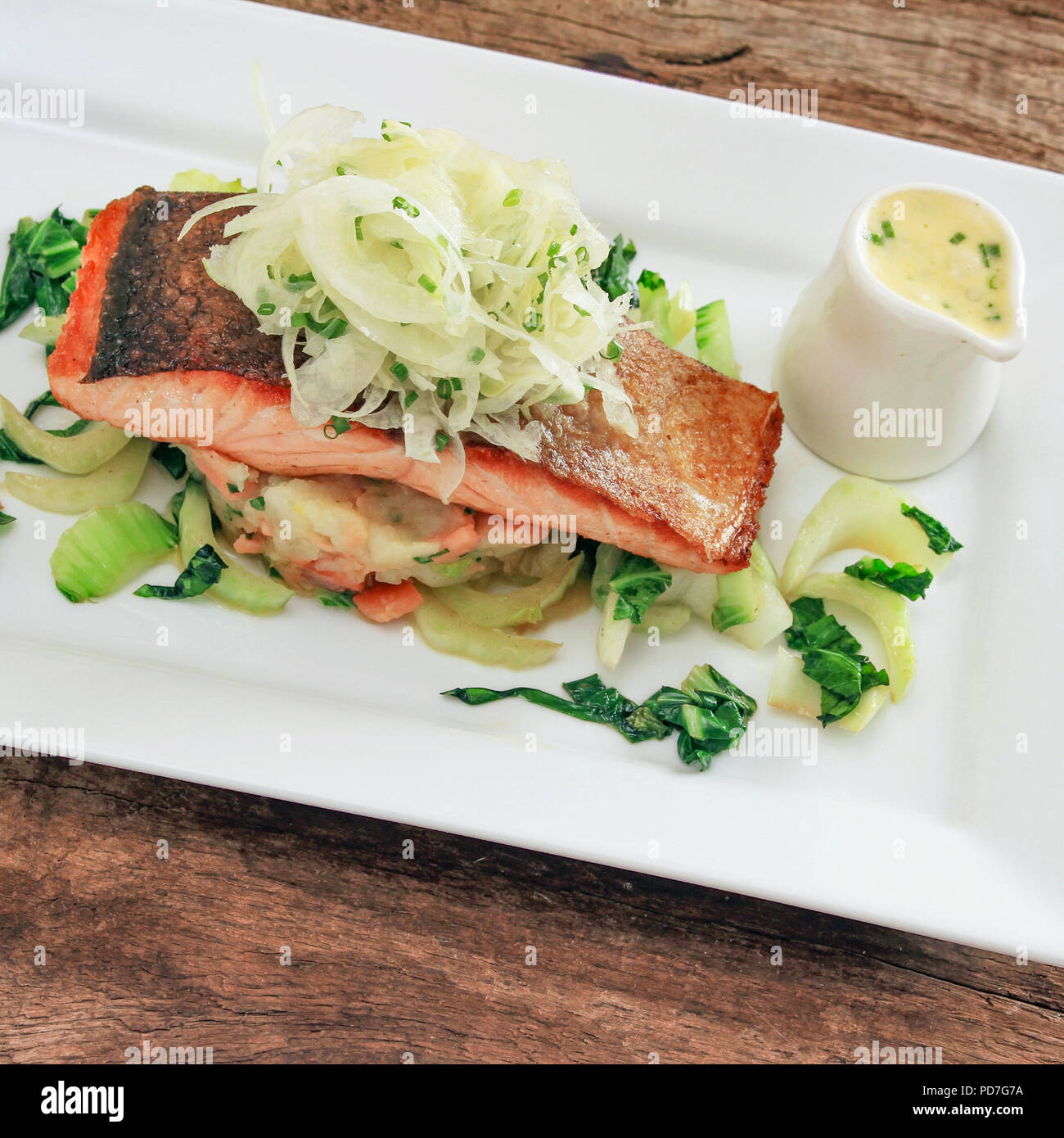 Plated salmon main hi-res stock photography and images - Alamy