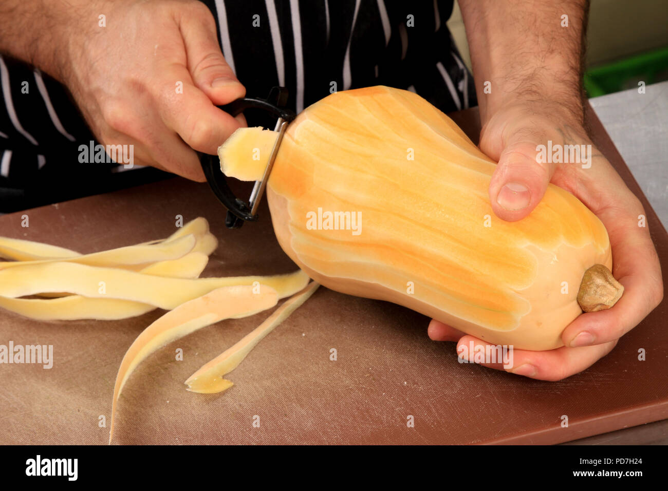 preparing fresh butternut Stock Photo - Alamy
