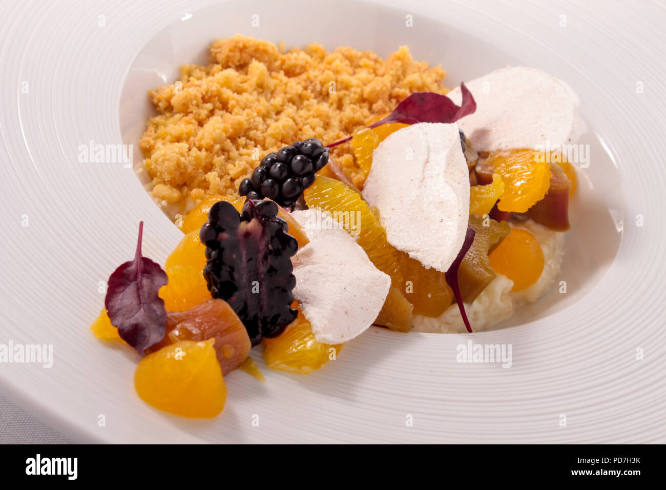 deconstructed apple fruit pie dessert Stock Photo - Alamy