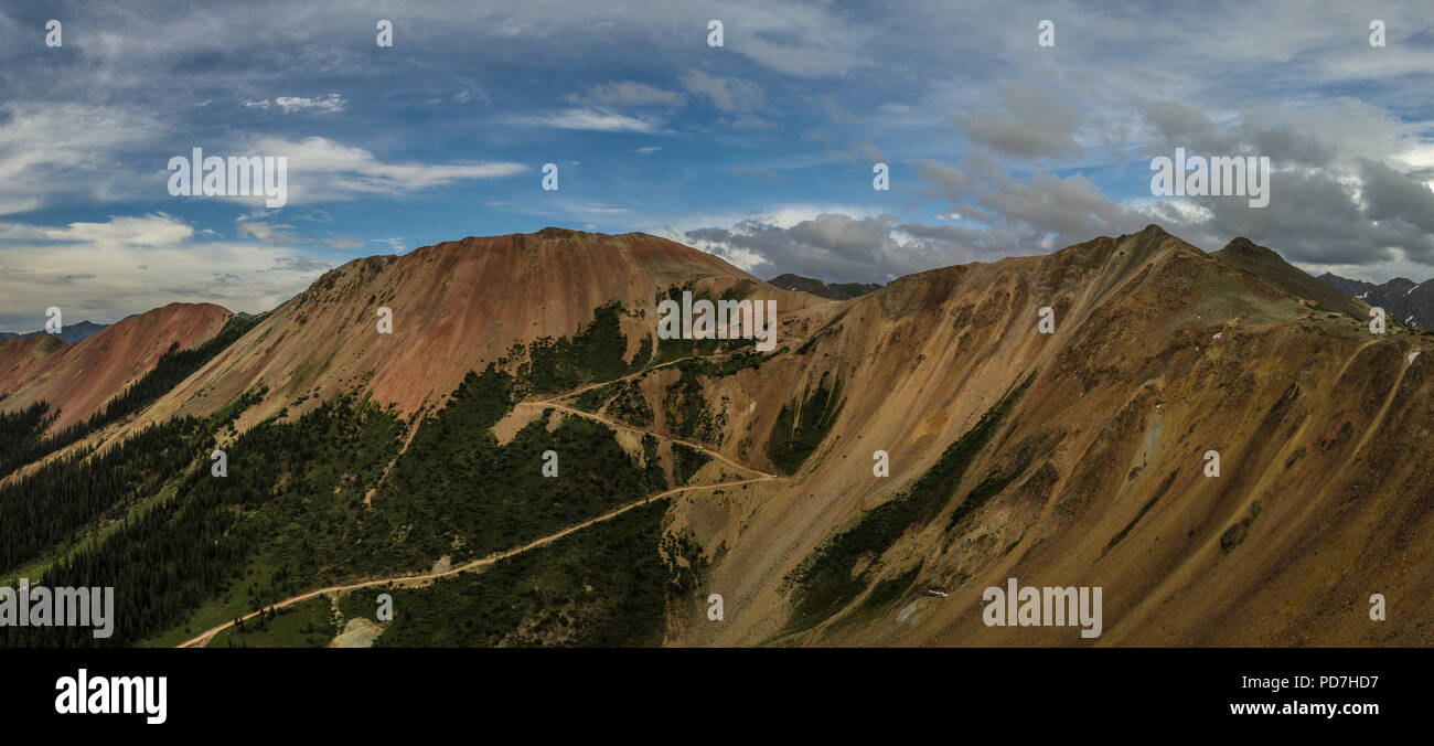 Corkscrew gulch pass red mountain hi-res stock photography and images ...