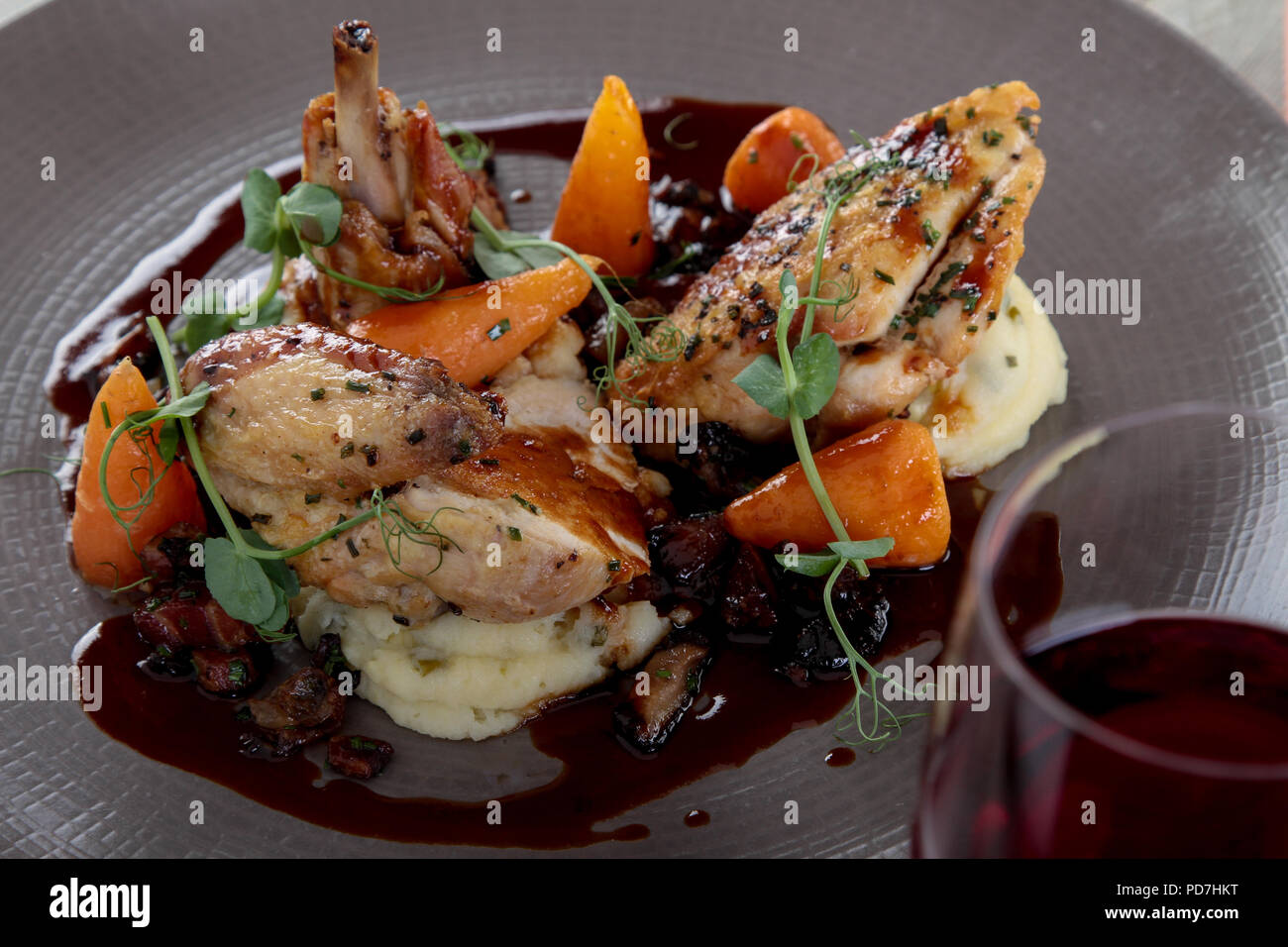plated chicken dinner Stock Photo - Alamy