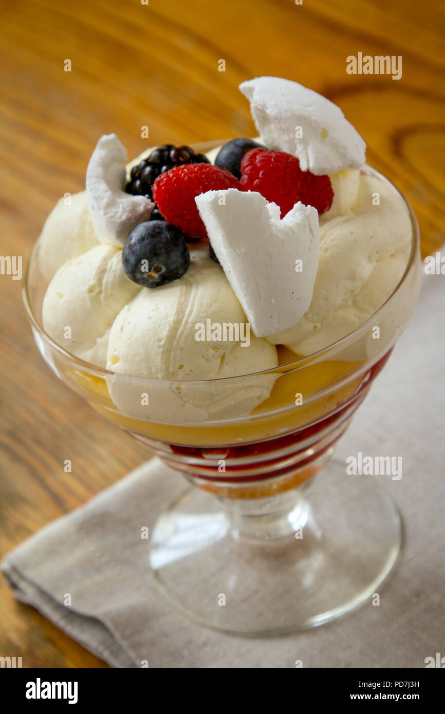 Oxford English Dictionary Definition Trifle at Myron Moses blog