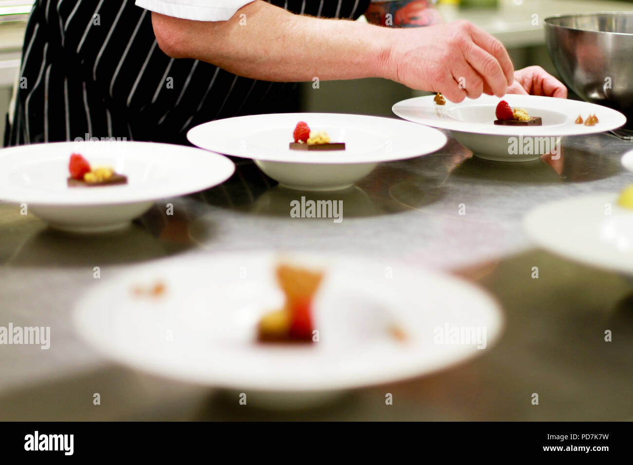 Plating plates hi-res stock photography and images - Alamy