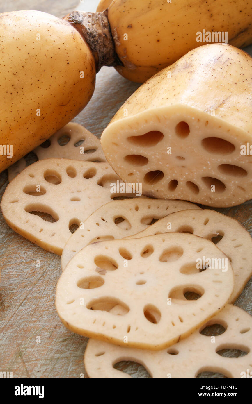 preparing lotus root vegetable Stock Photo - Alamy