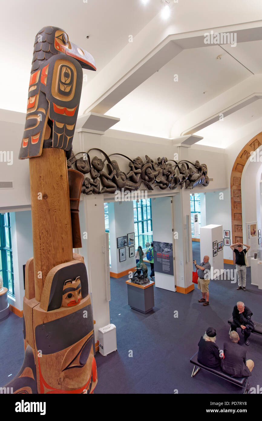 Bill reid hi-res stock photography and images - Alamy