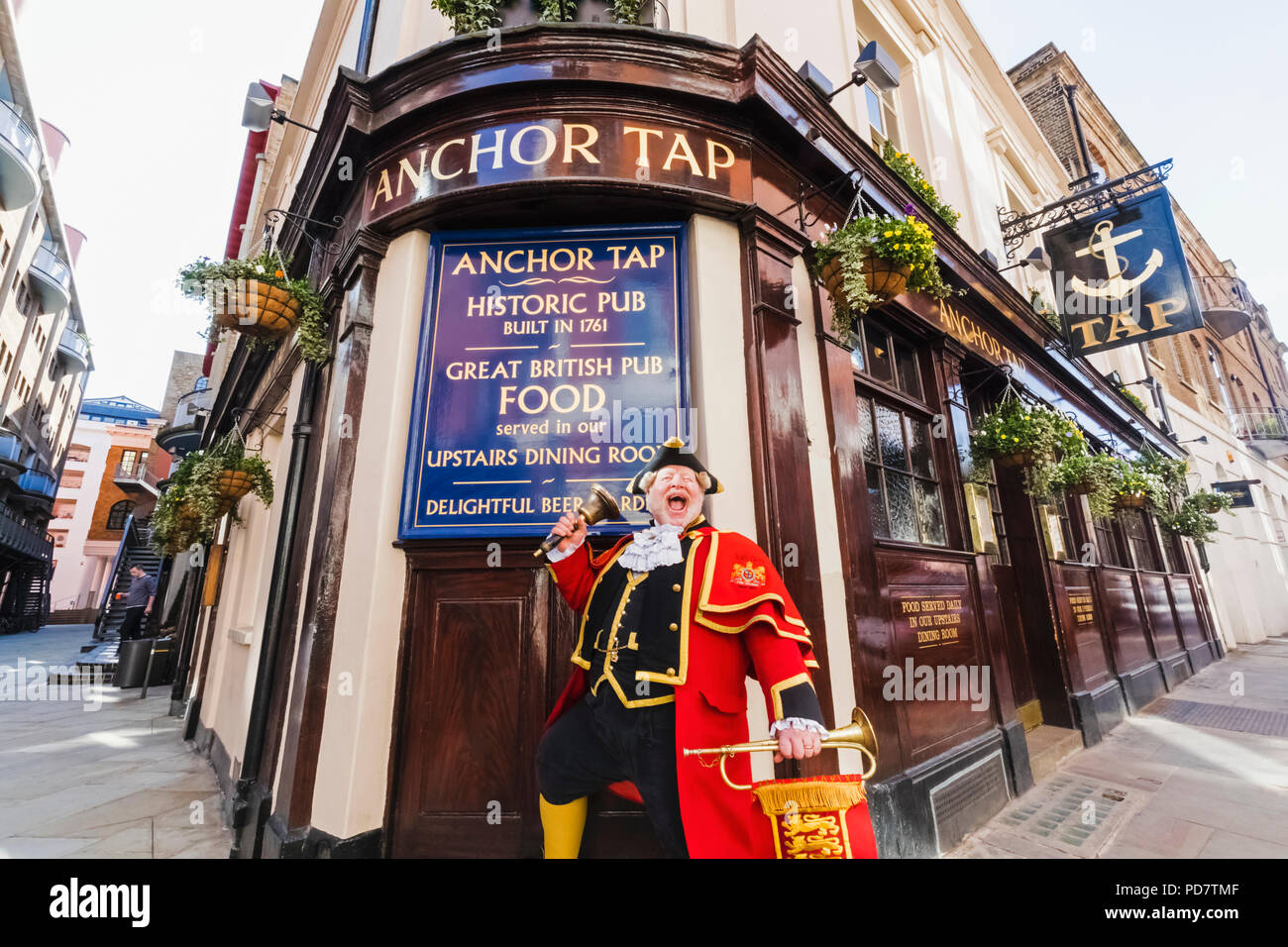 Anchor tap pub and town crier hi-res stock photography and images - Alamy