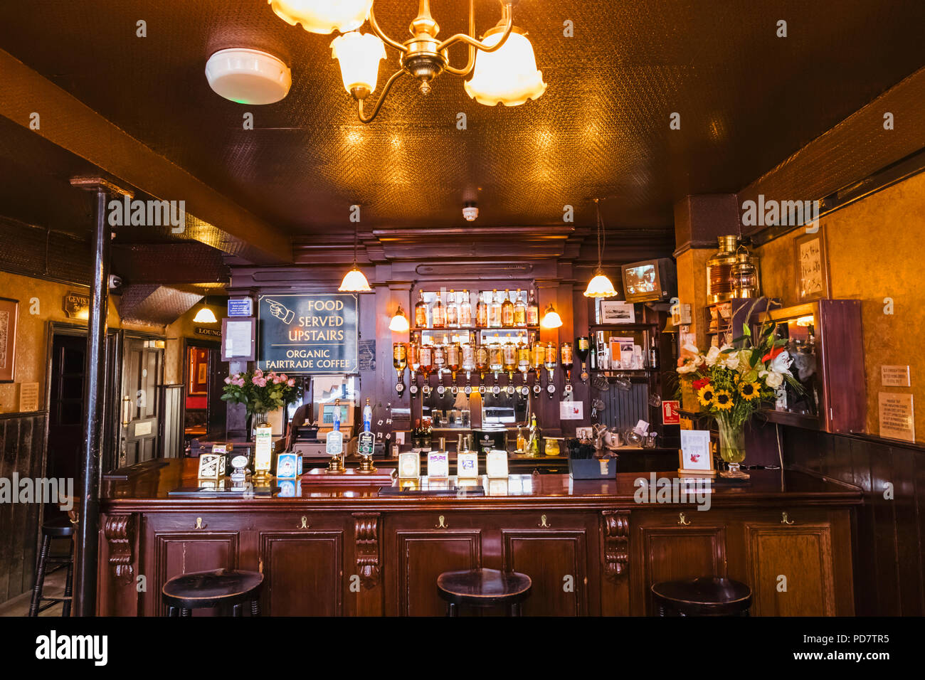 Bar sam smith hi-res stock photography and images - Alamy