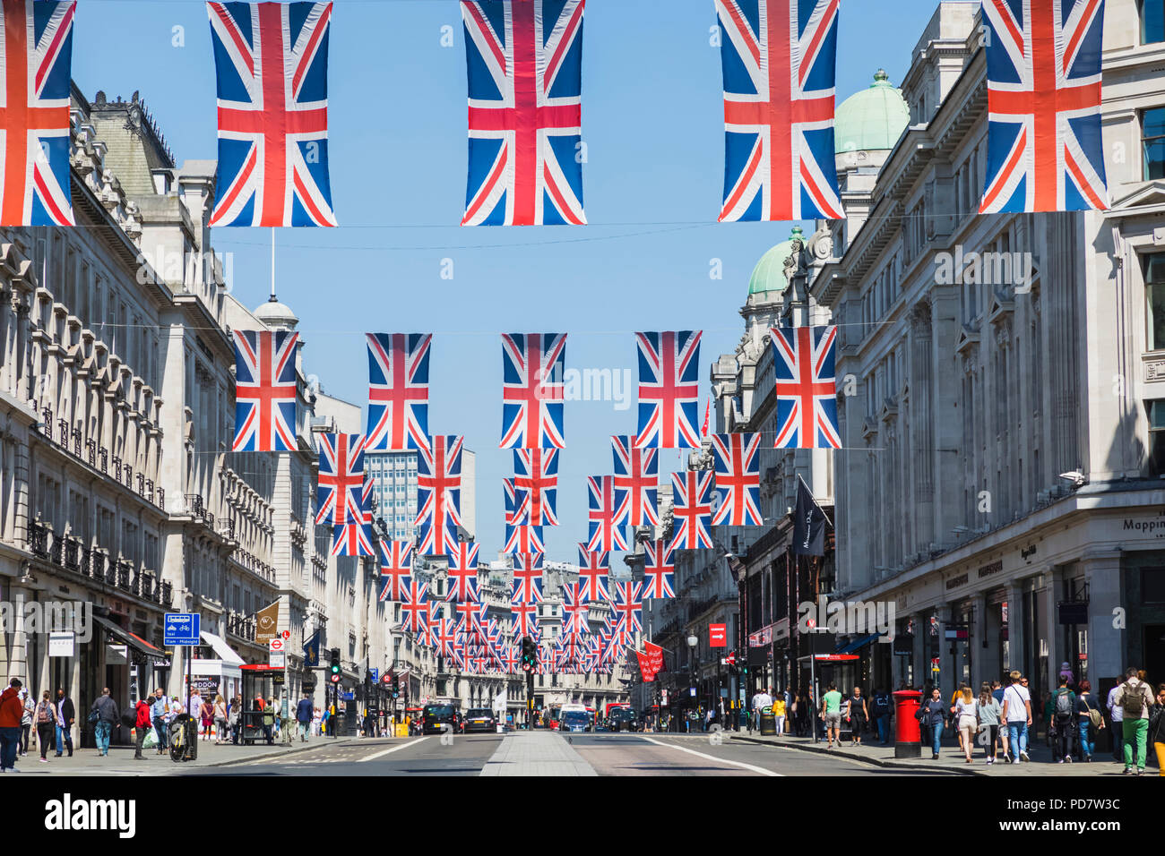 Regent street london shopping hi-res stock photography and images - Alamy