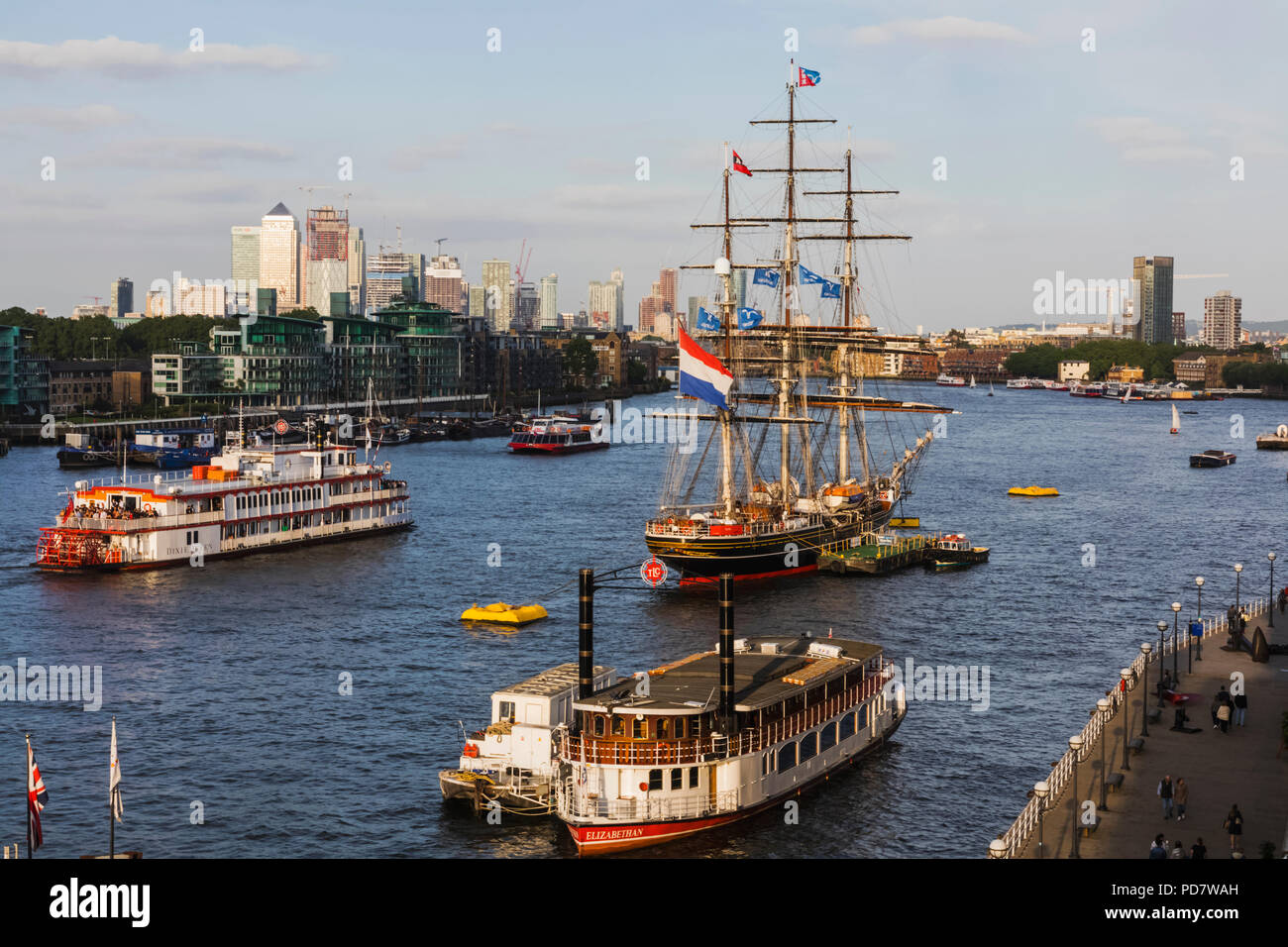 England, London, Docklands and River Thames Stock Photo - Alamy